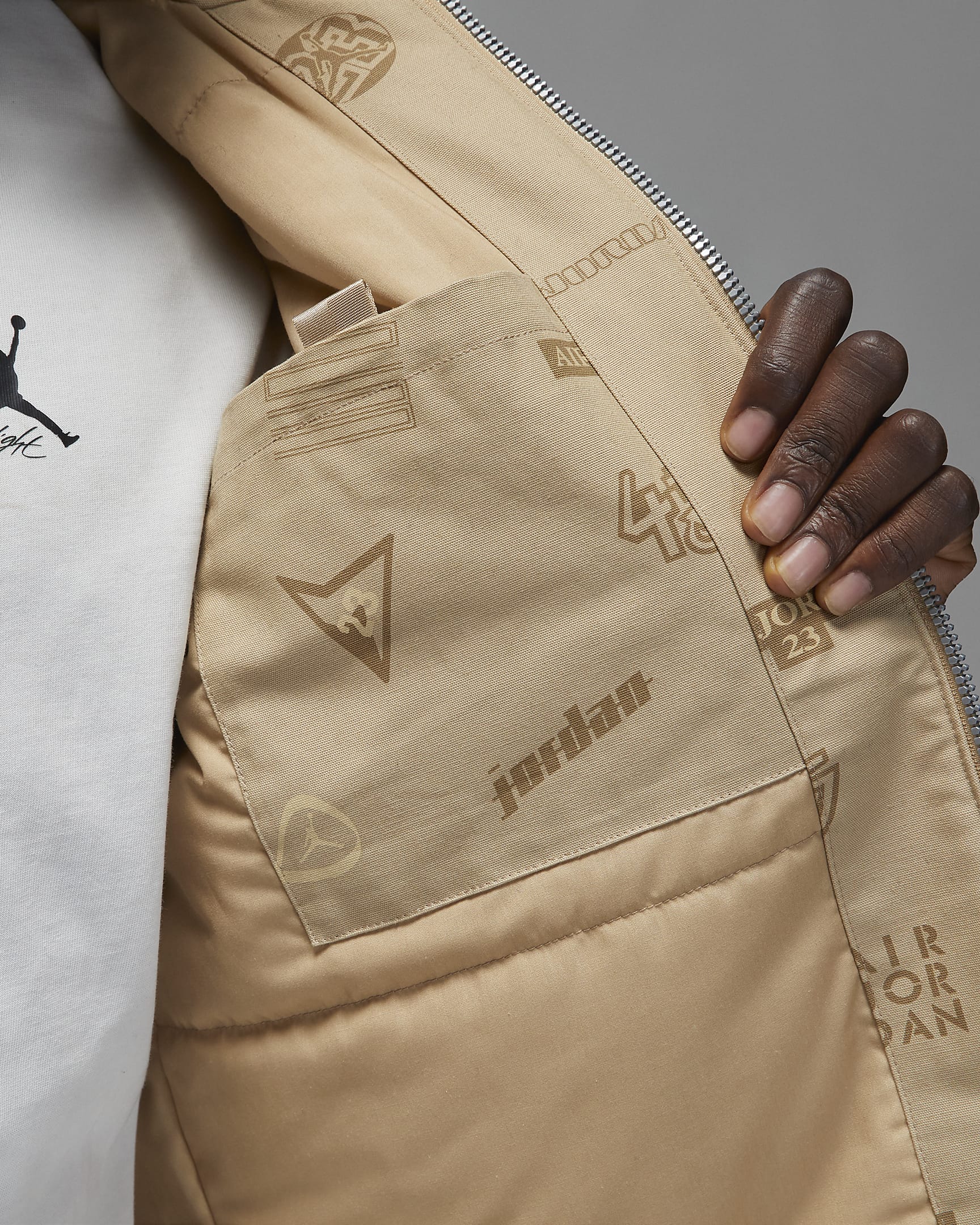 Jordan Flight Heritage Men's Jacket. Nike NL