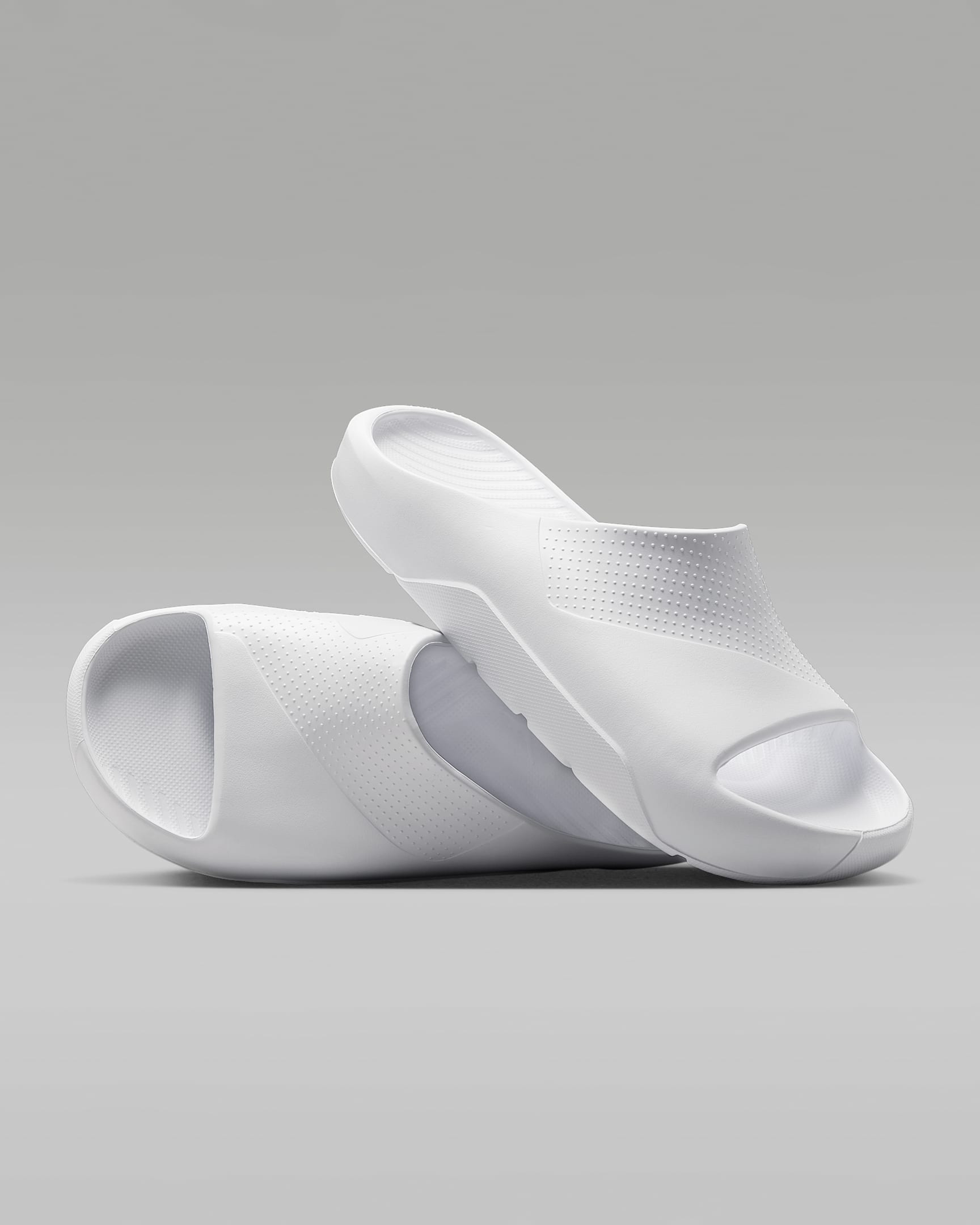 Jordan Post Men's Slides. Nike IE