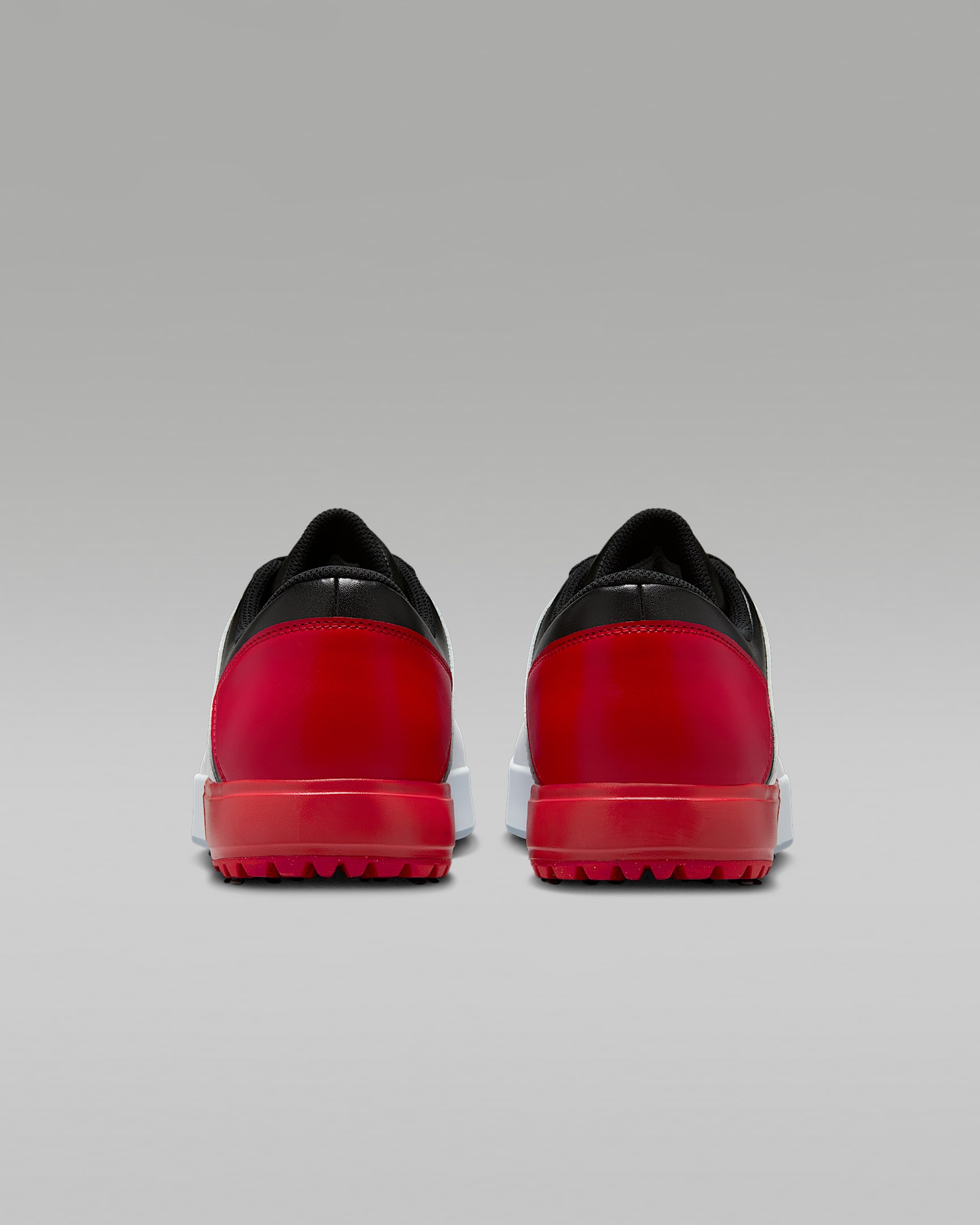 Jordan NU Retro 1 G 高爾夫球鞋。Nike TW
