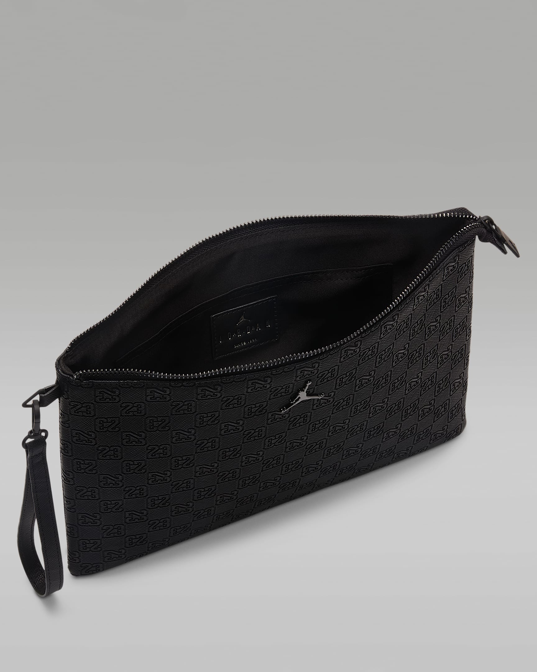 Jordan Monogram Pouch (0.69L). Nike JP