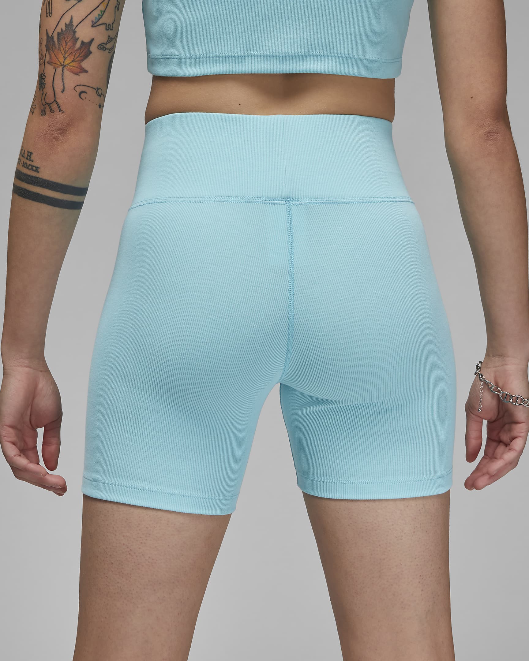 Jordan Women's Ribbed Bike Shorts. Nike IE