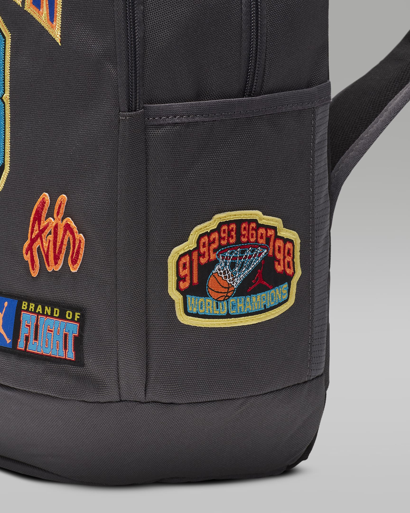 Mochila (27L) para niños talla grande Jordan Patch Backpack. Nike.com