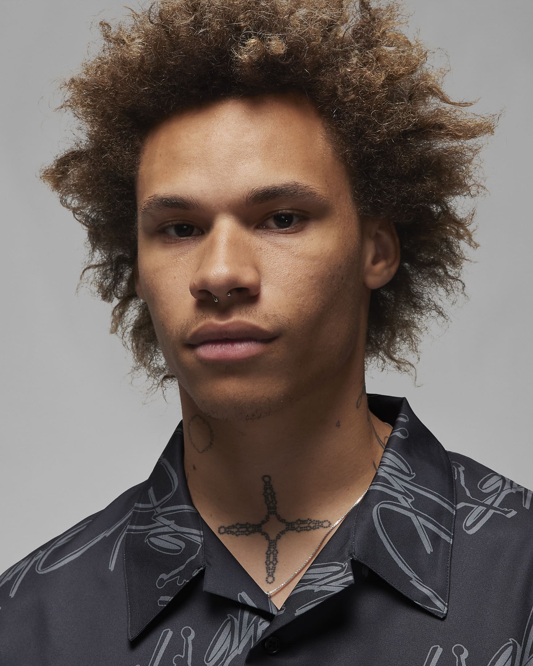 Jordan Essentials Men's Top. Nike HR