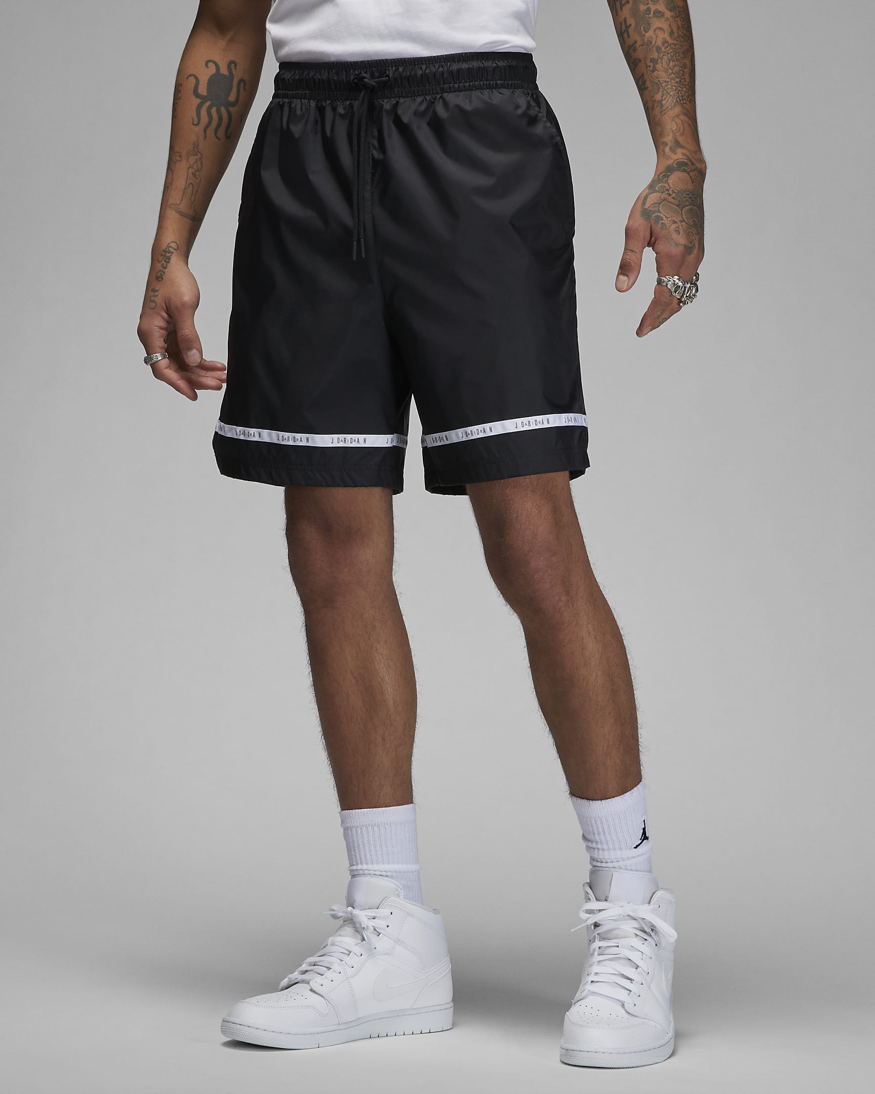 Jordan Essentials Men's Woven Shorts. Nike VN