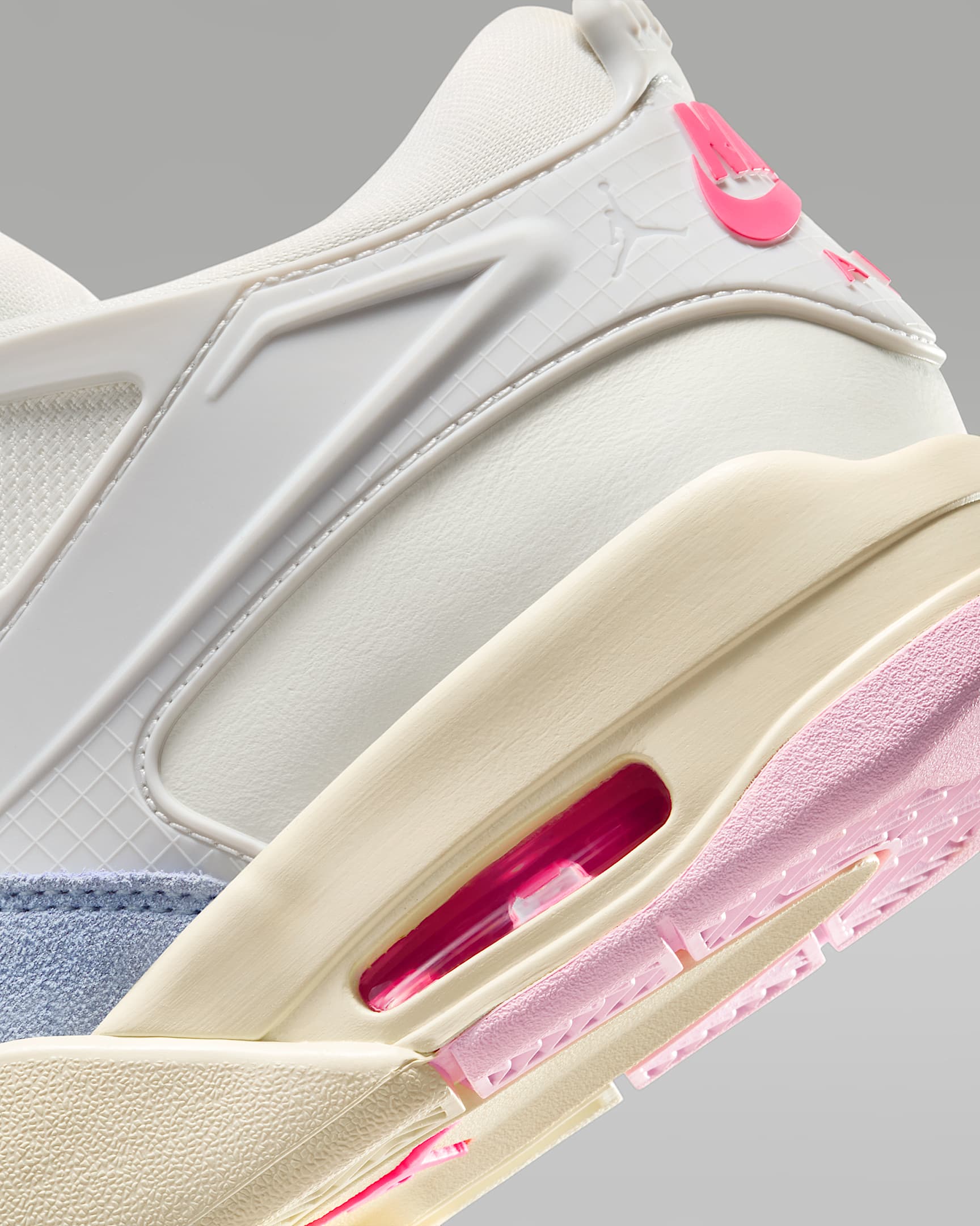 Air Jordan 4 RM Women's Shoes. Nike UK