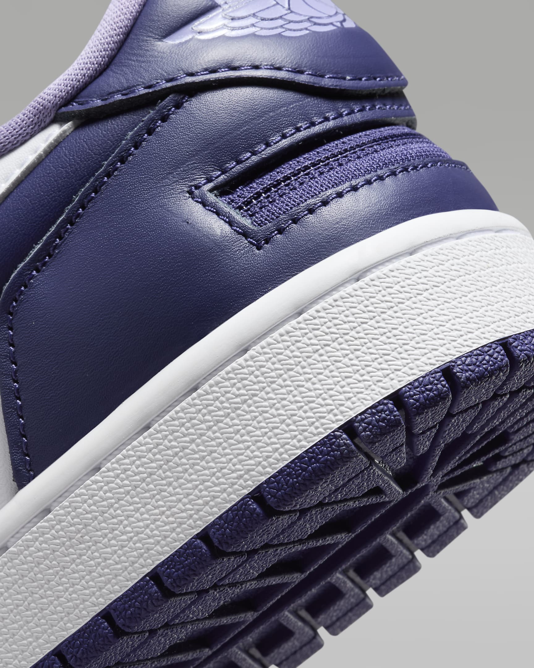 Air Jordan 1 Low FlyEase Men's Easy On/Off Shoes. Nike NZ