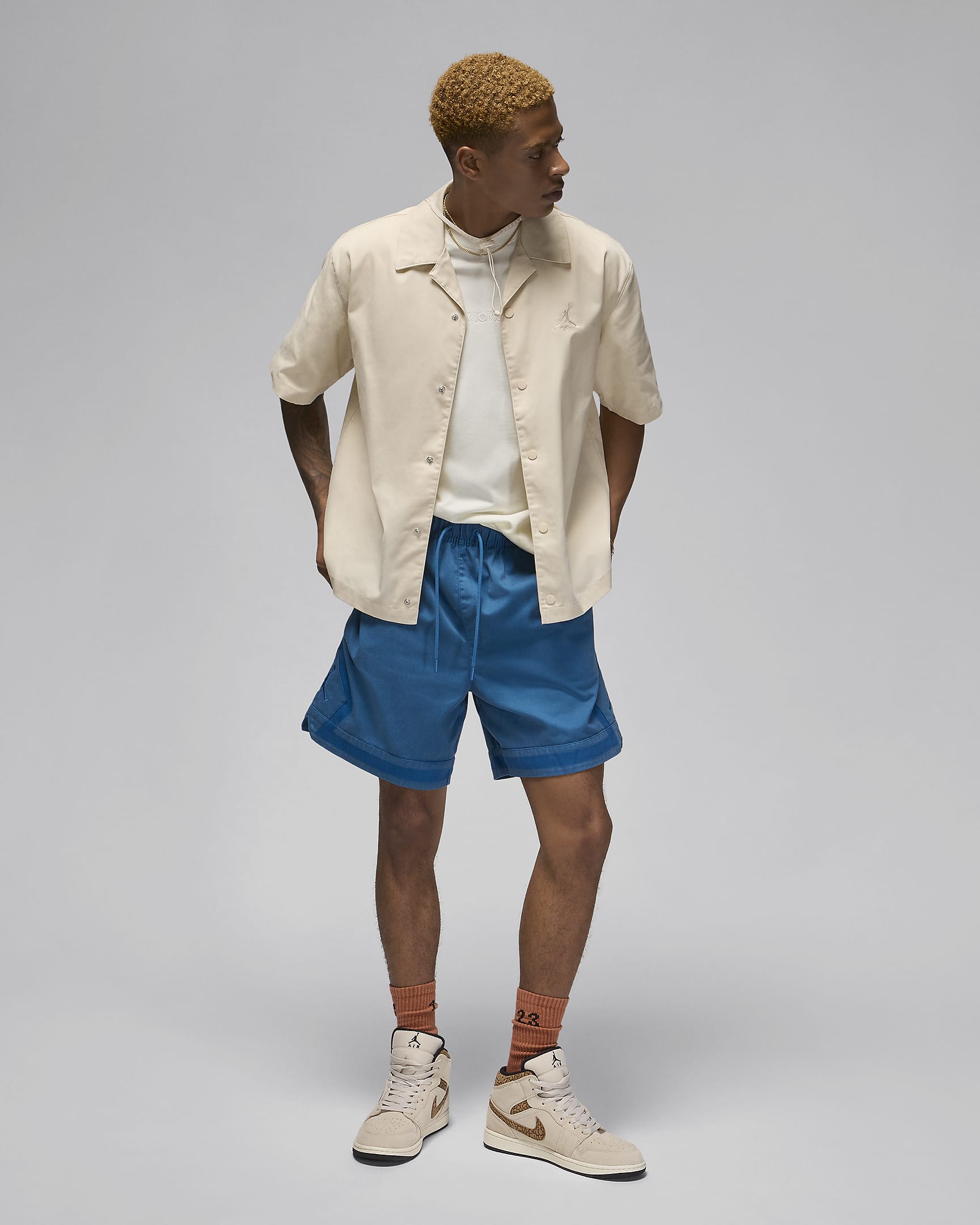 Jordan Essentials Men's Statement Top. Nike SG