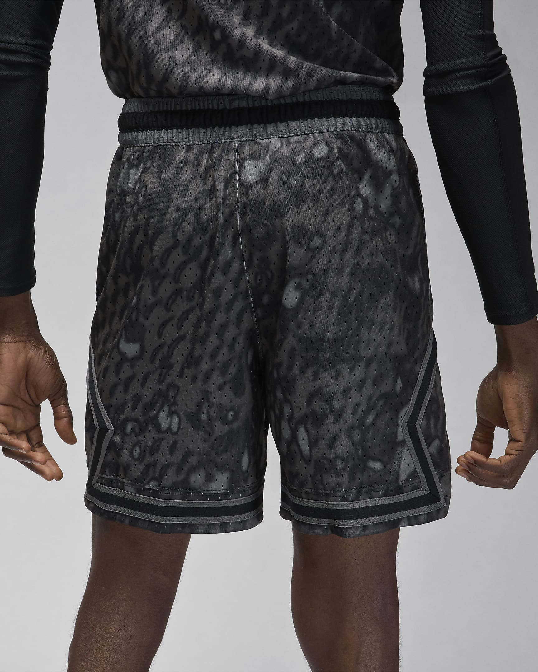 Jordan Sport Men's Diamond Shorts. Nike ID
