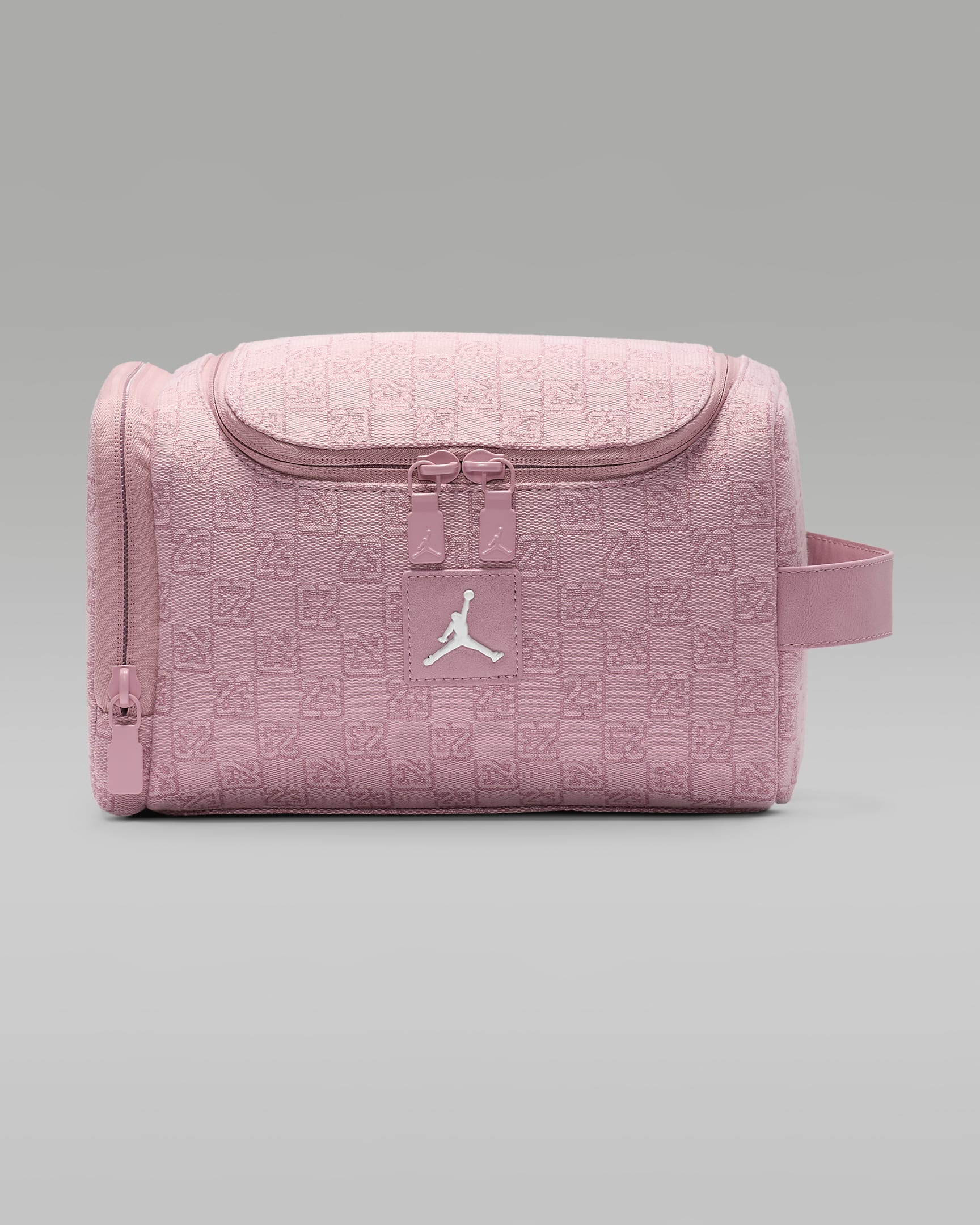 Jordan Monogram Dopp Kit (5.9L). Nike.com
