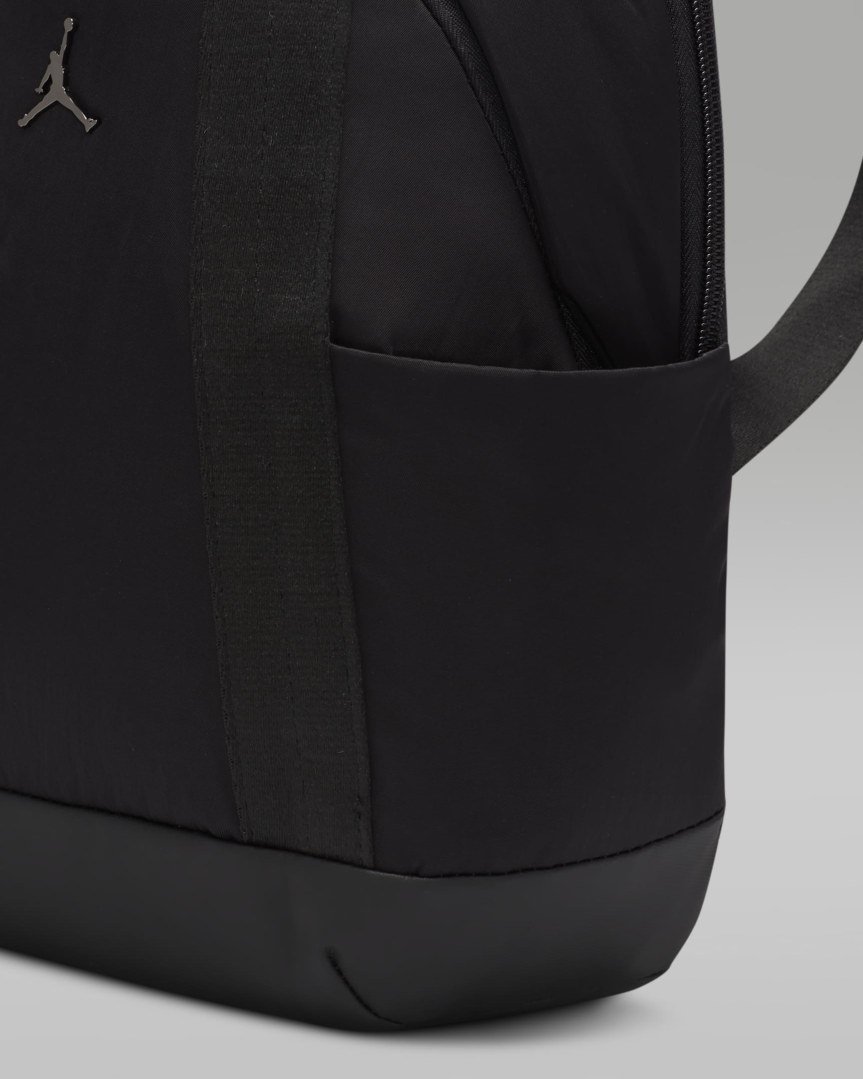 Jordan Alpha Mini Backpack (9L). Nike PT