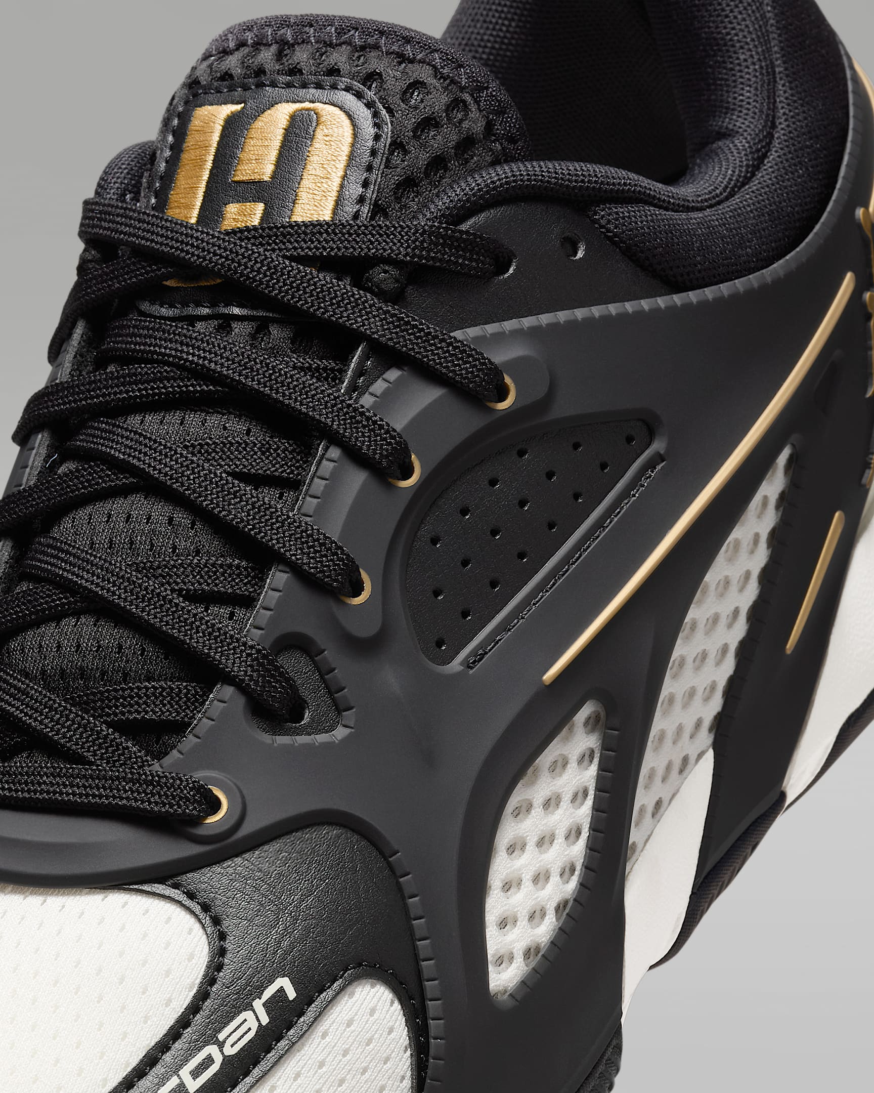 Jordan Heir Series PF 'Classic' Basketball Shoes. Nike VN