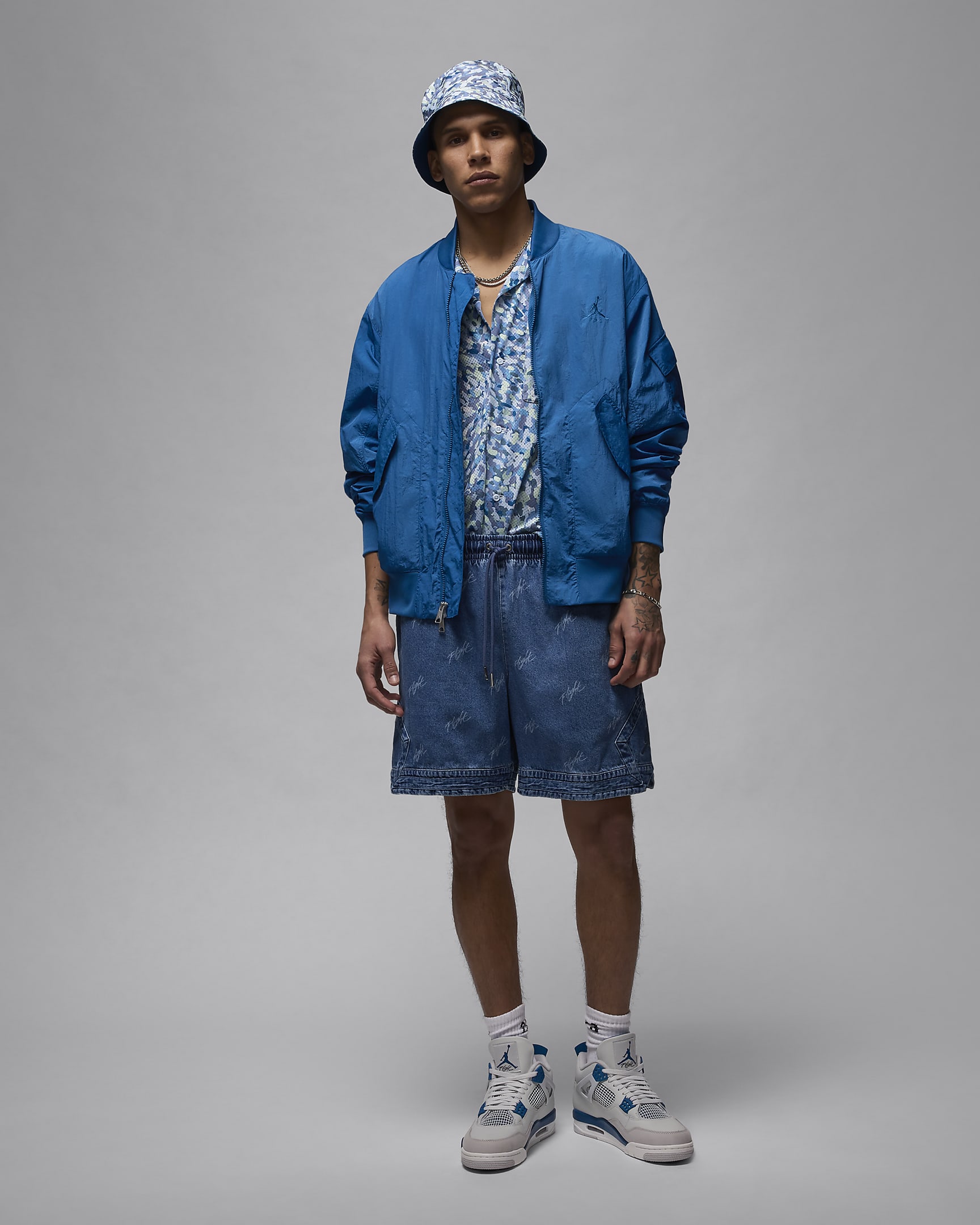 Jordan Essentials Men's Lightweight Renegade Jacket. Nike IE