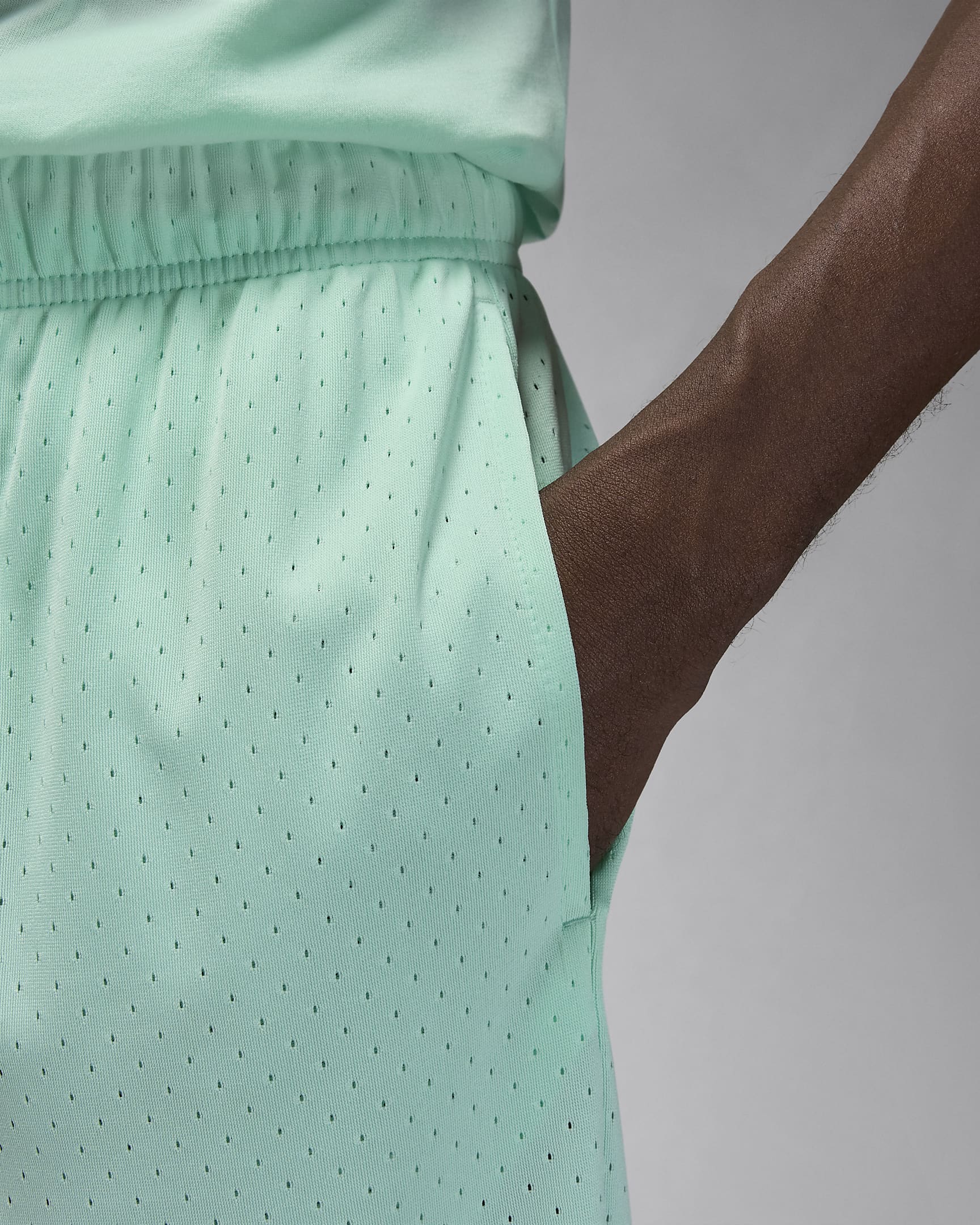 Jordan Sport Men's Dri-FIT Mesh Shorts. Nike HR