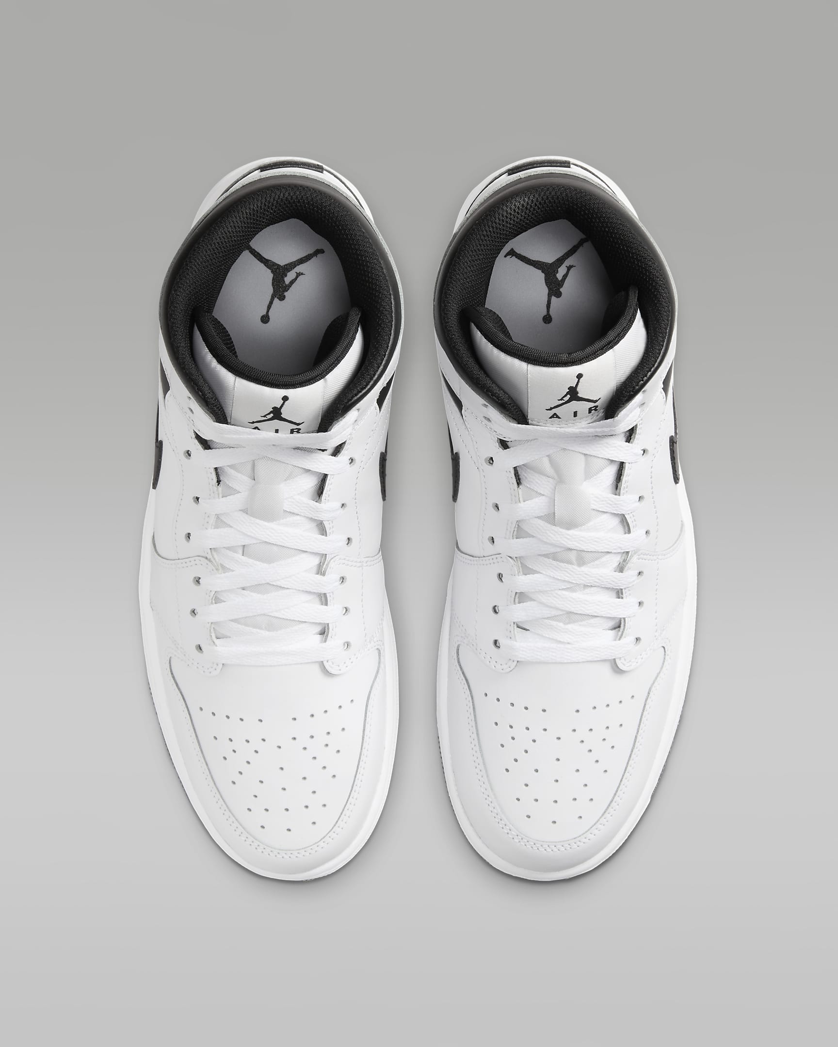 Air Jordan 1 Mid Men's Shoes. Nike IE