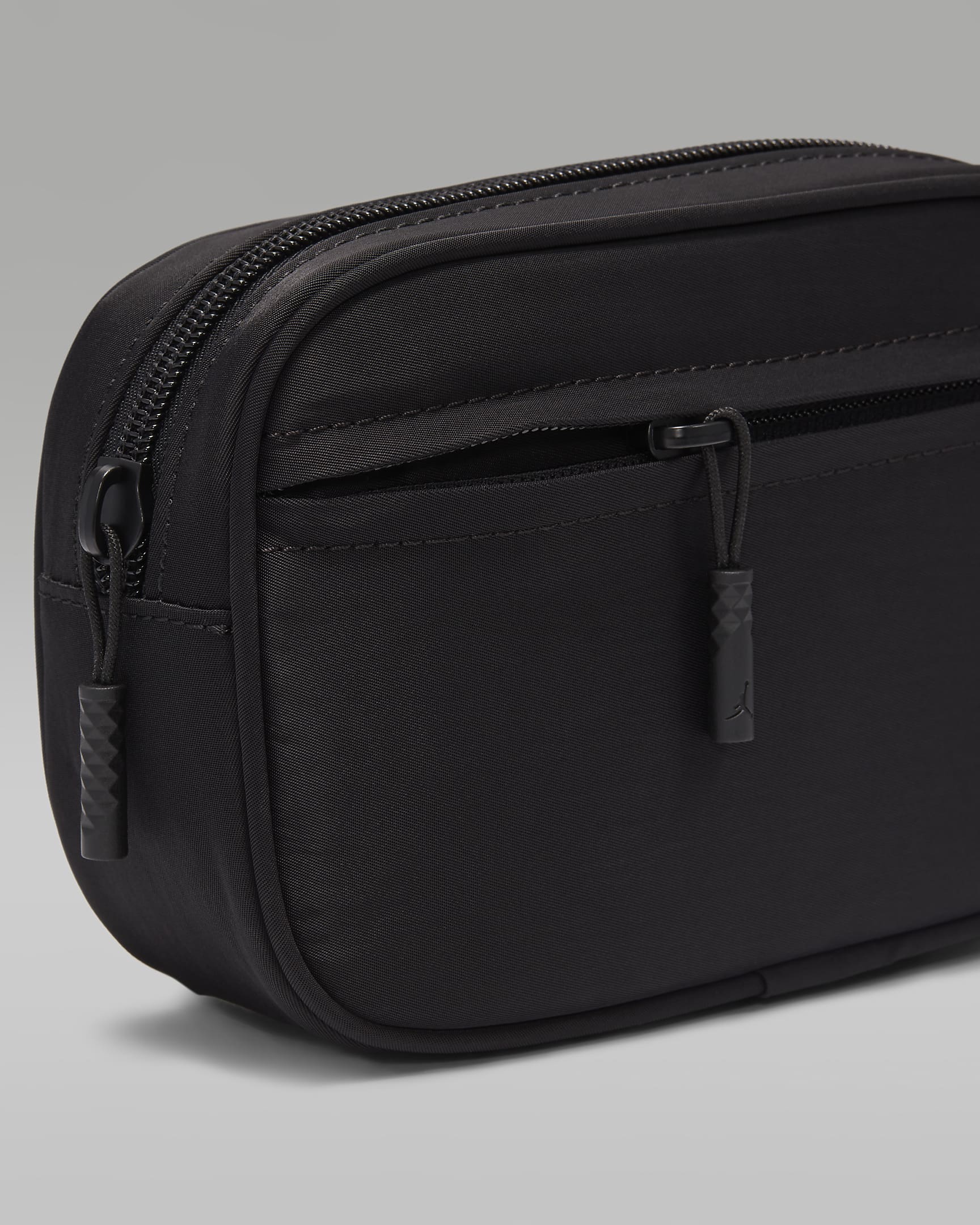 Jordan Alpha Camera Bag (1L). Nike.com