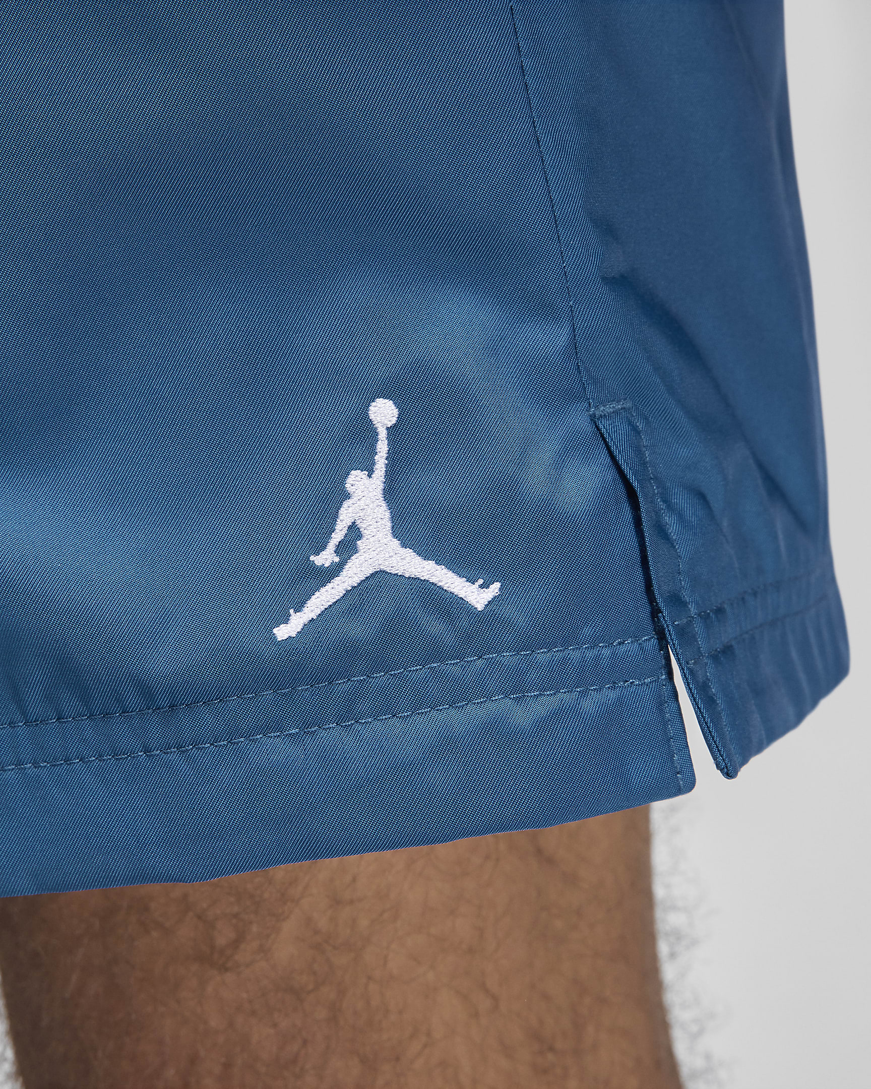 Jordan Essentials Men's 13cm (approx.) Poolside Shorts. Nike UK