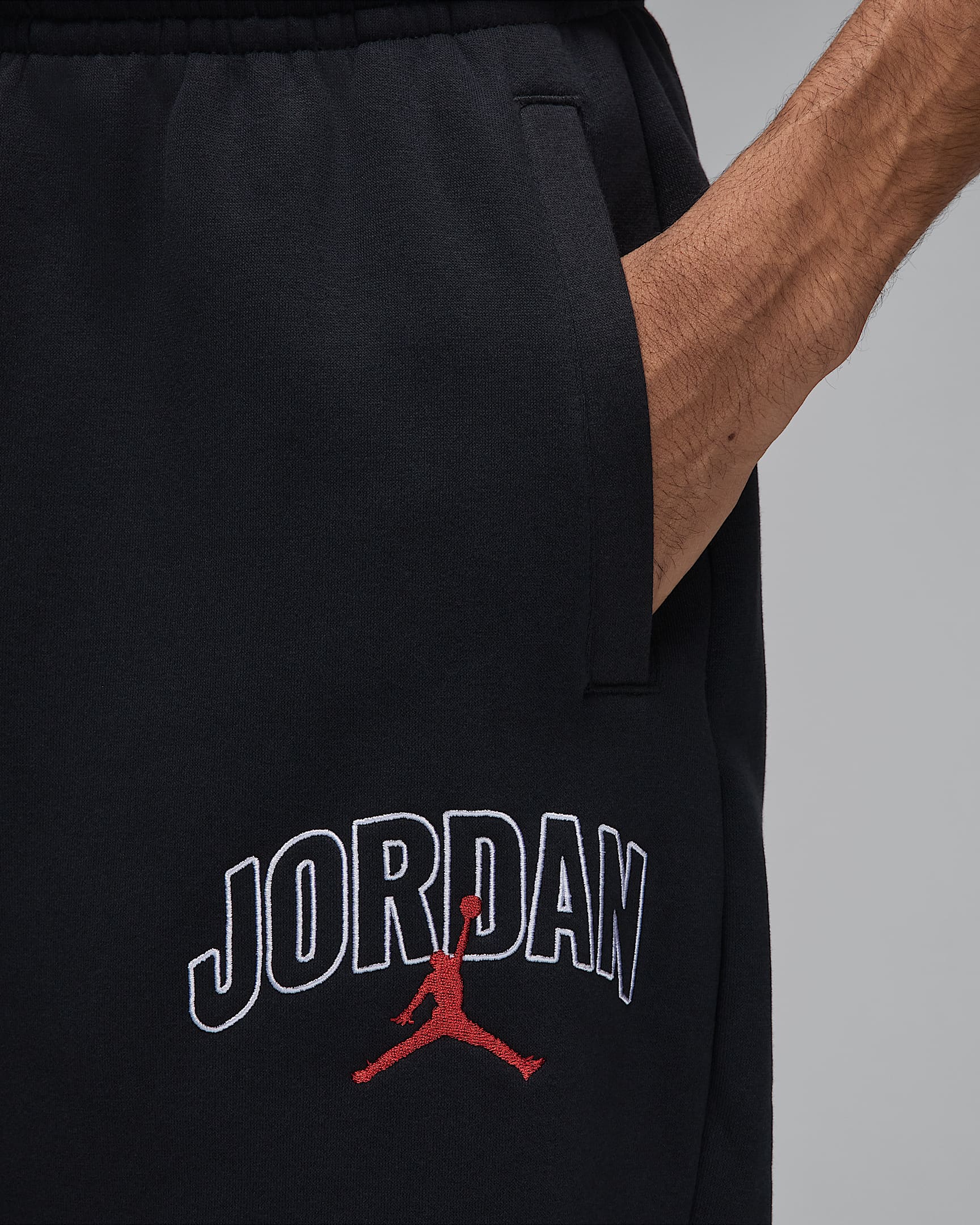 Jordan Brooklyn Fleece Men's Oversized Open-Hem Trousers. Nike SK