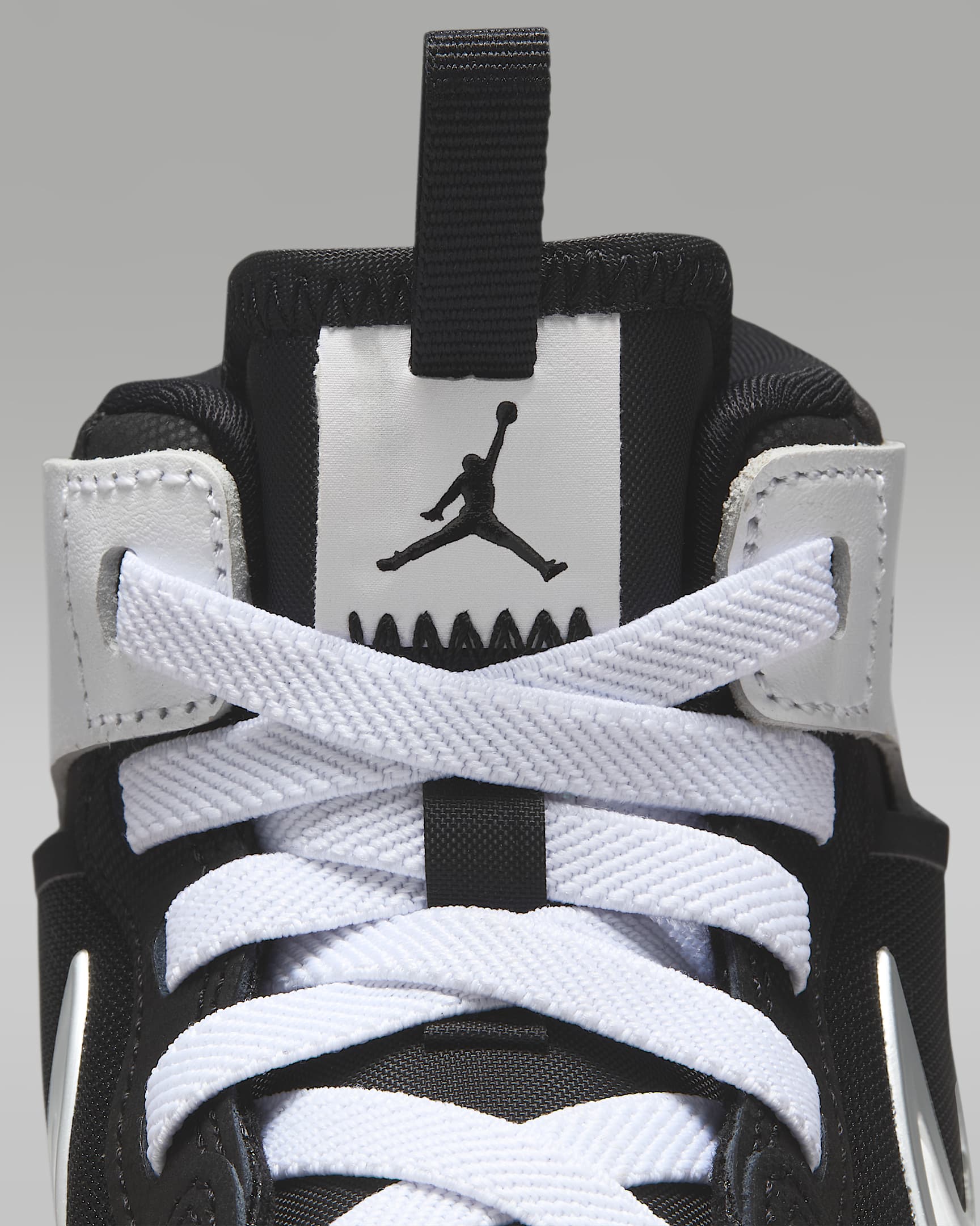 Jordan 1 Mid RM EasyOn Younger Kids' Shoes. Nike CA