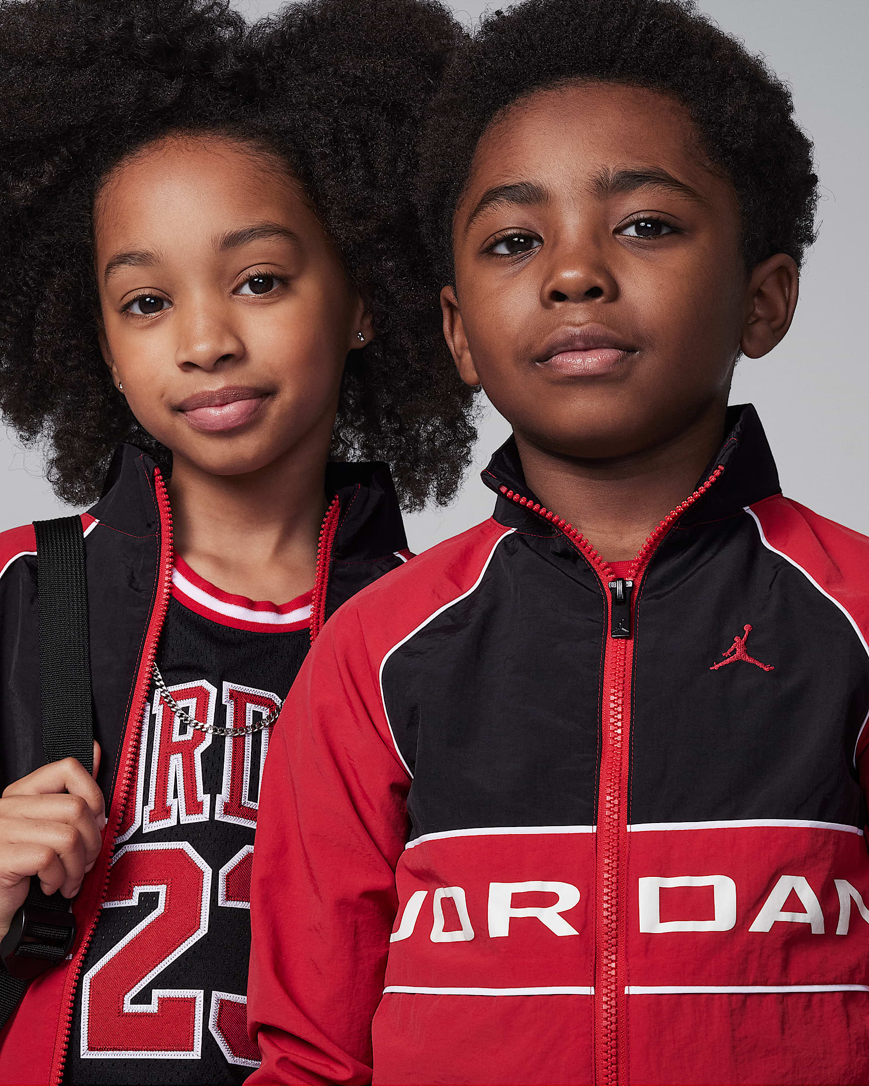 Jordan Little Kids' 2-Piece Windbreaker Piping Set. Nike.com