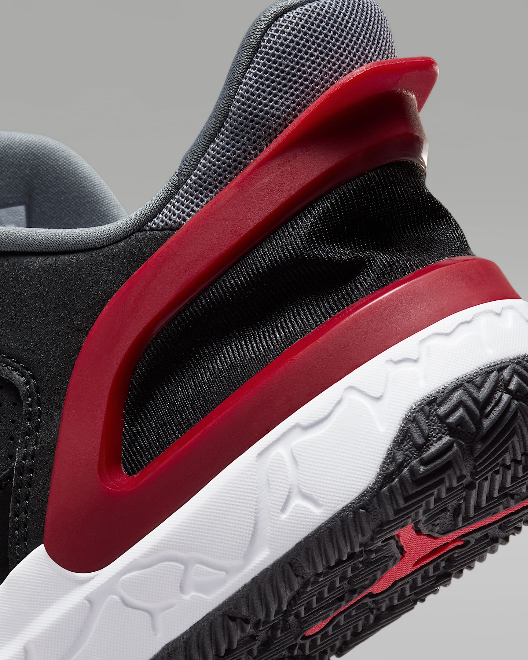 Jordan DAY1 EO Big Kids' Shoes. Nike.com