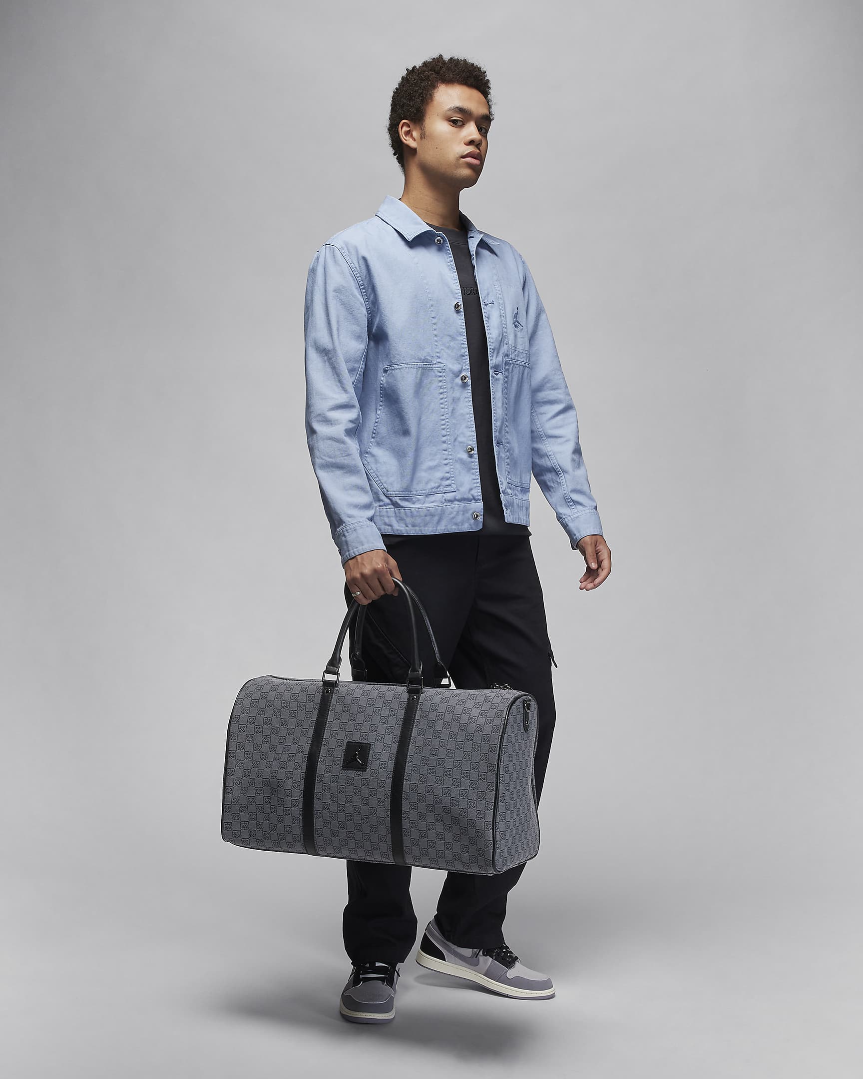 Jordan Monogram Duffle Bag (40L). Nike.com