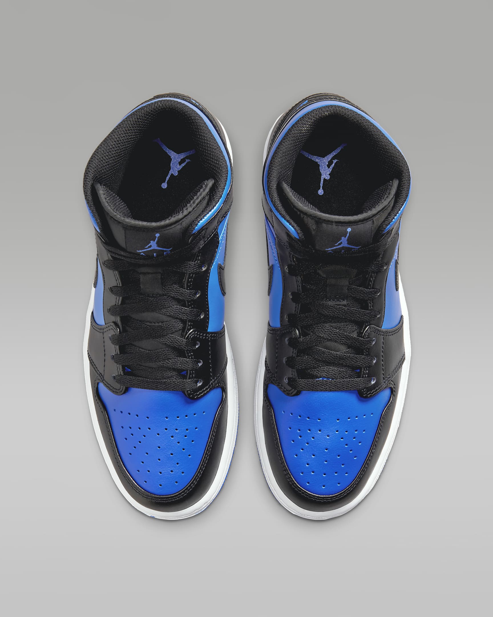 Air Jordan 1 Mid Men's Shoes. Nike BG