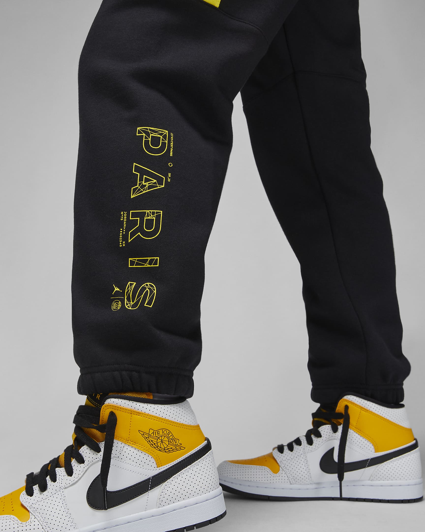 Paris Saint-Germain Women's Fleece Trousers. Nike UK