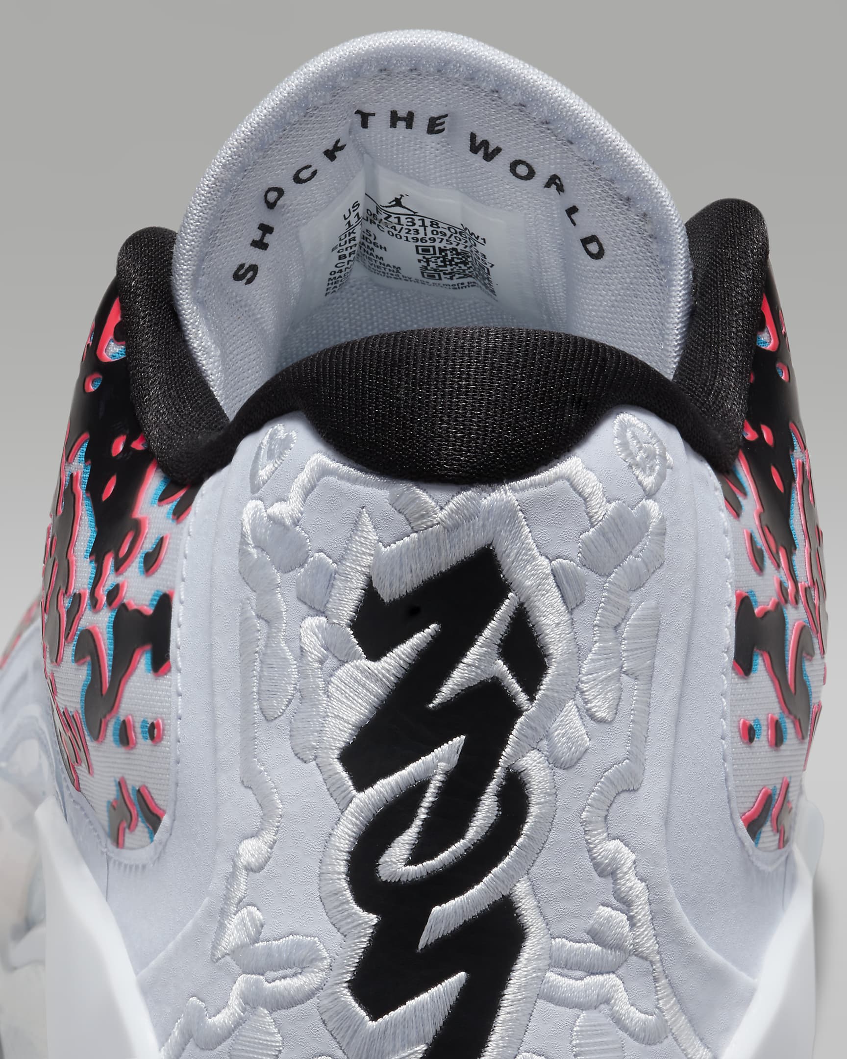 Zion 3 'Z-3D' Basketball Shoes. Nike LU