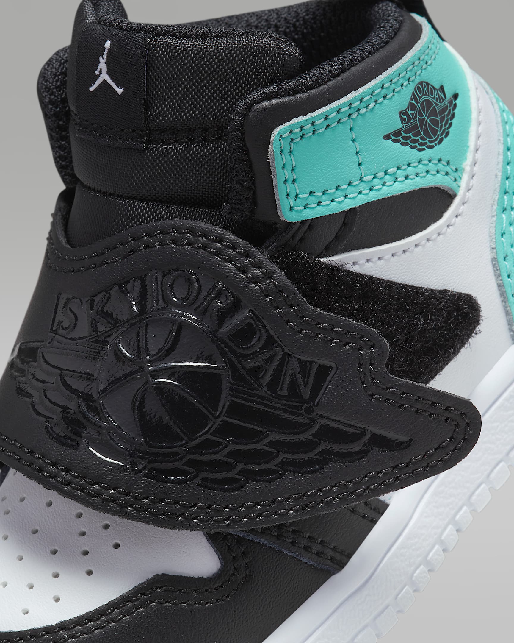 Sky Jordan 1 Baby and Toddler Shoe. Nike CA