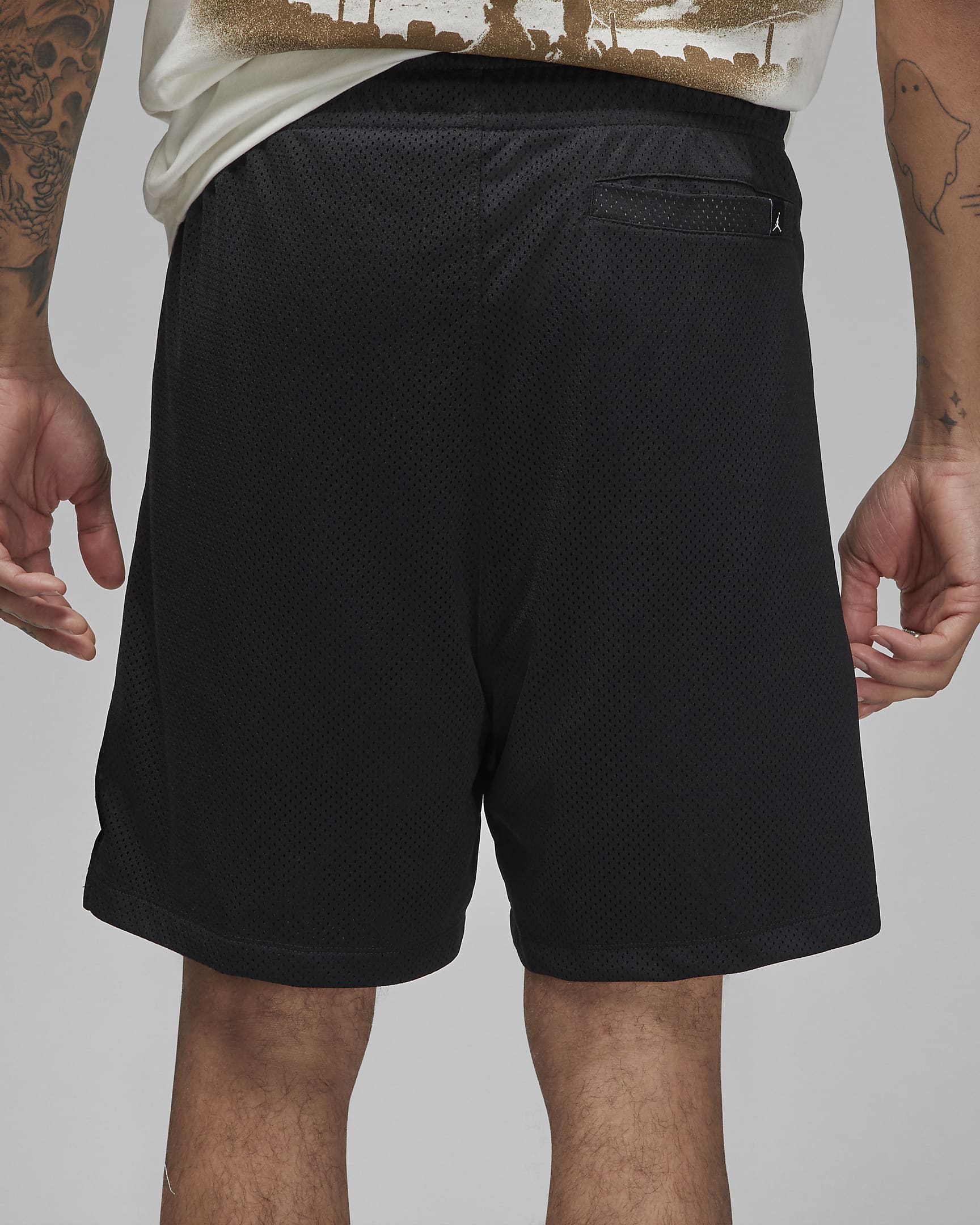 Jordan Essentials Men's Mesh Shorts. Nike IN