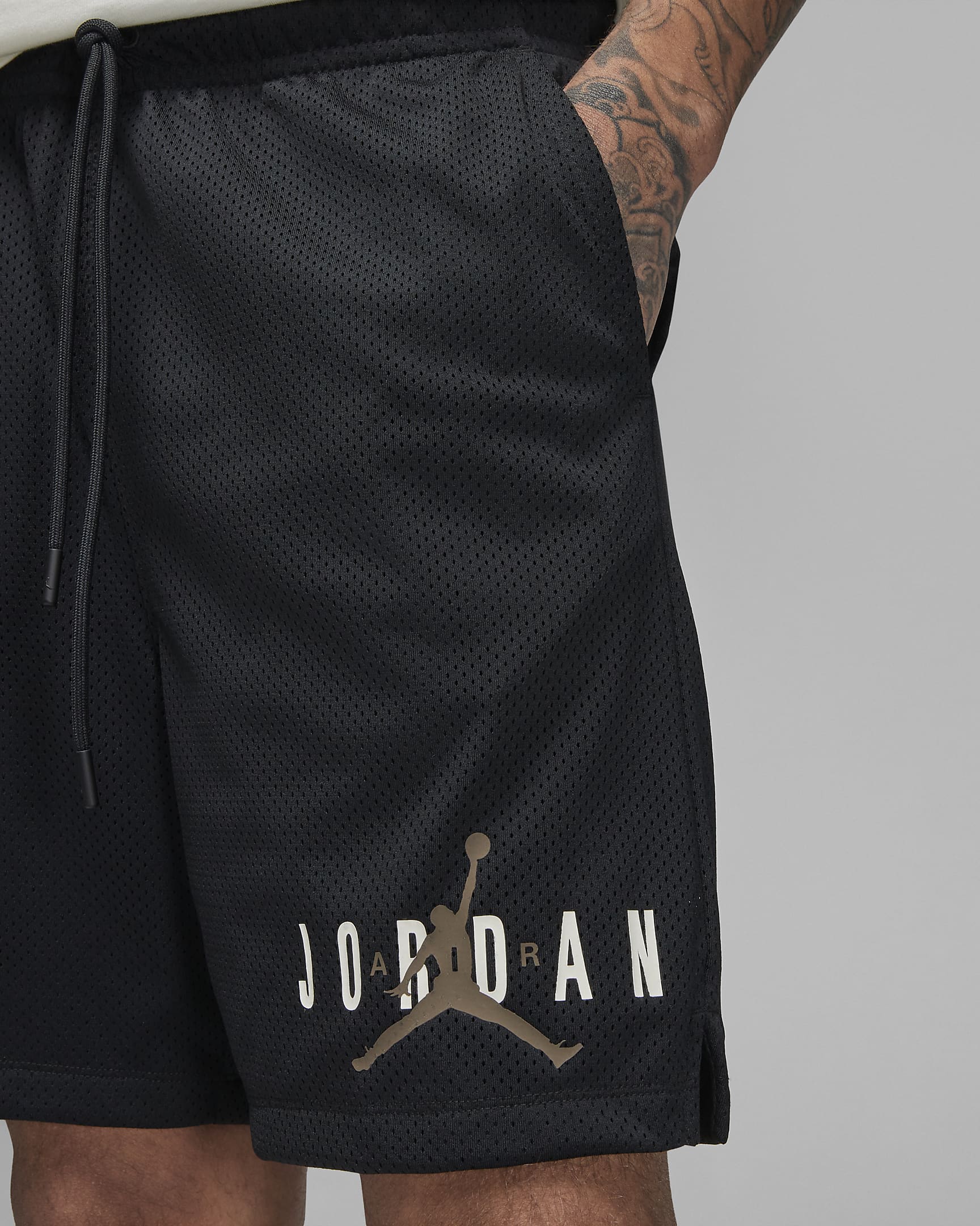 Jordan Essentials Men's Mesh Shorts. Nike IN
