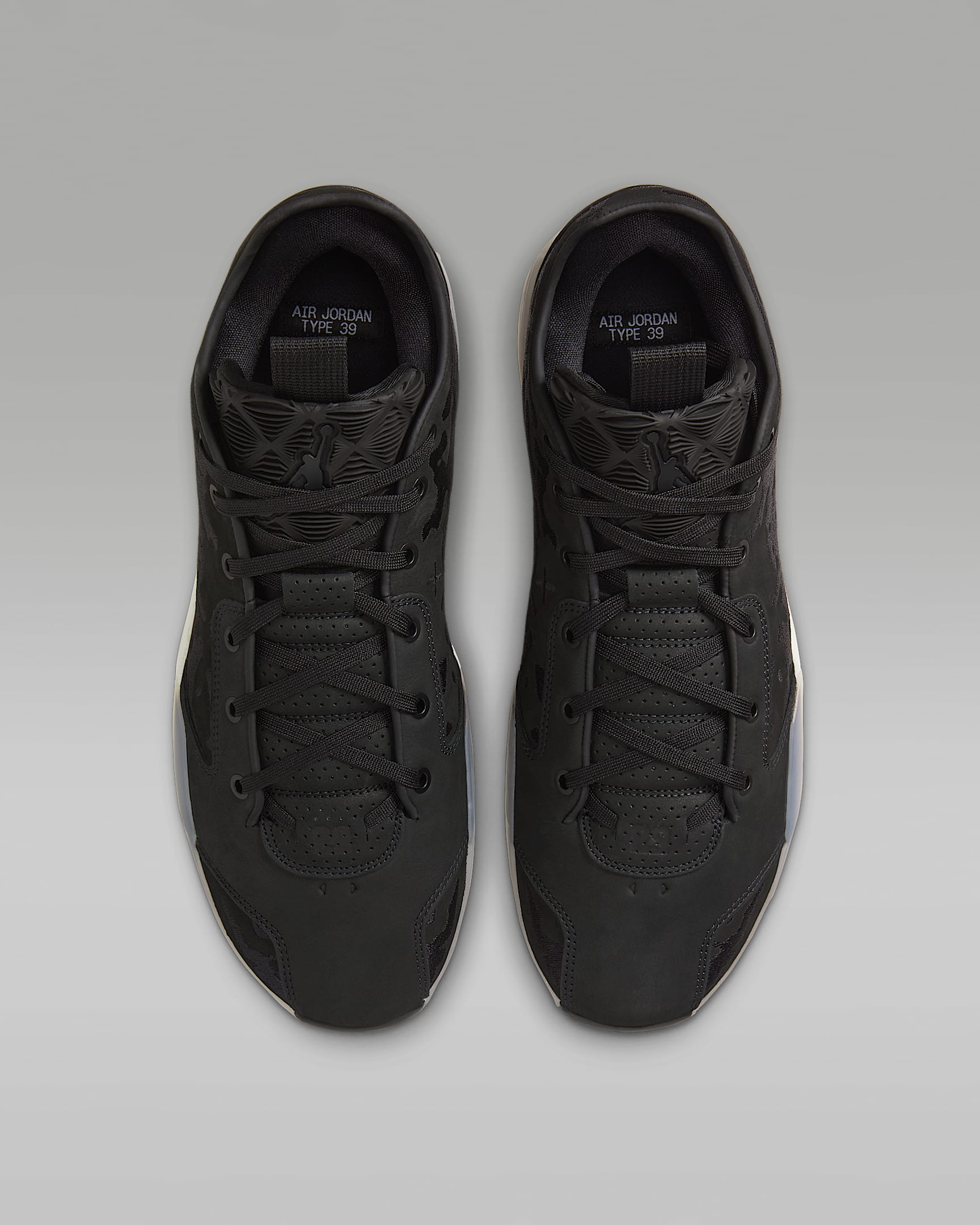 Air Jordan XXXIX PF "Noir" 籃球鞋。Nike TW