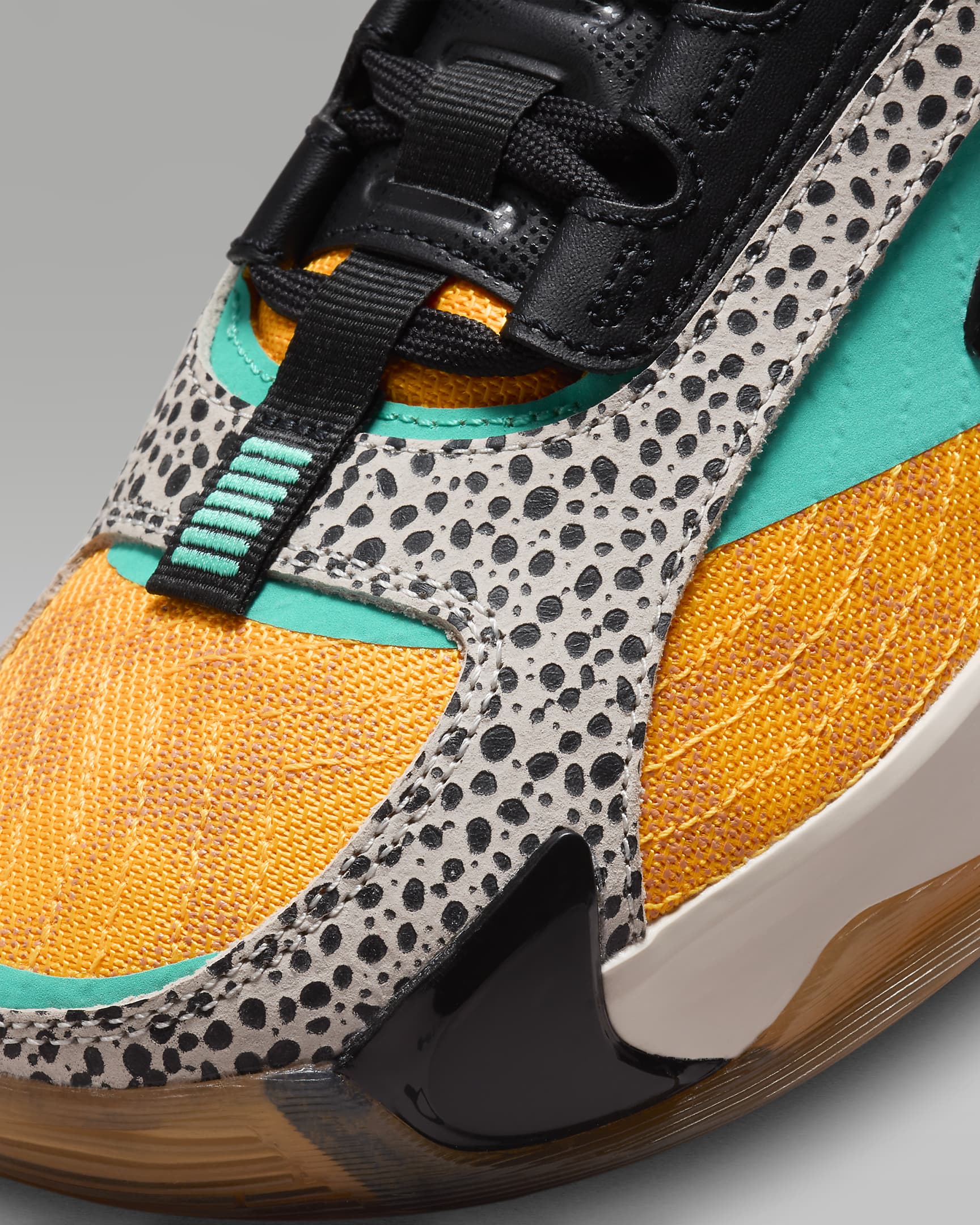 Luka 2 'The Pitch' Basketball Shoes. Nike RO