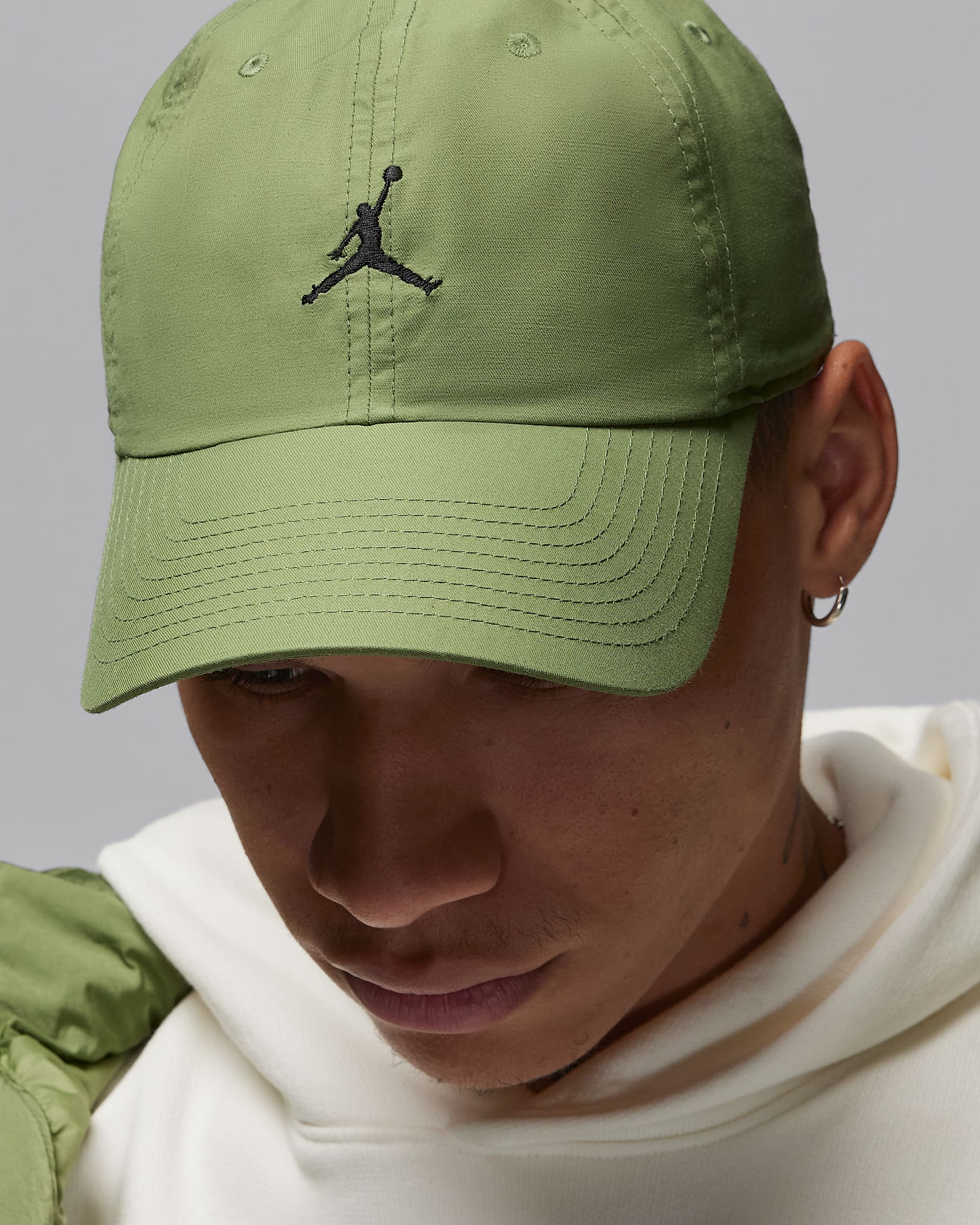 Jordan Club Cap Adjustable Unstructured Hat. Nike BE