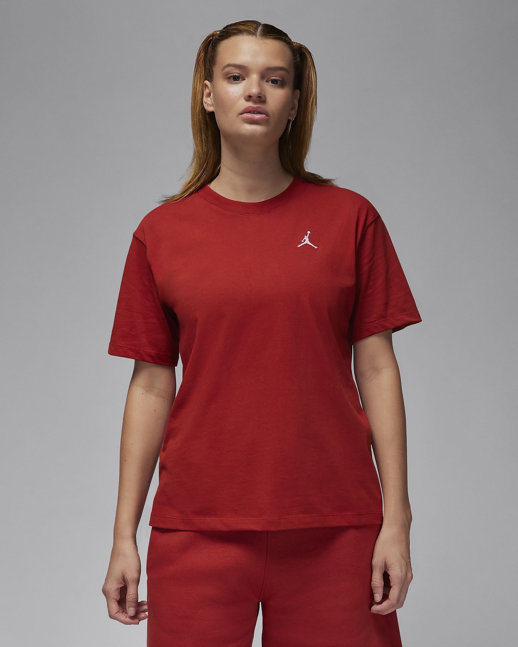 Jordan Essentials Women's Top. Nike LU