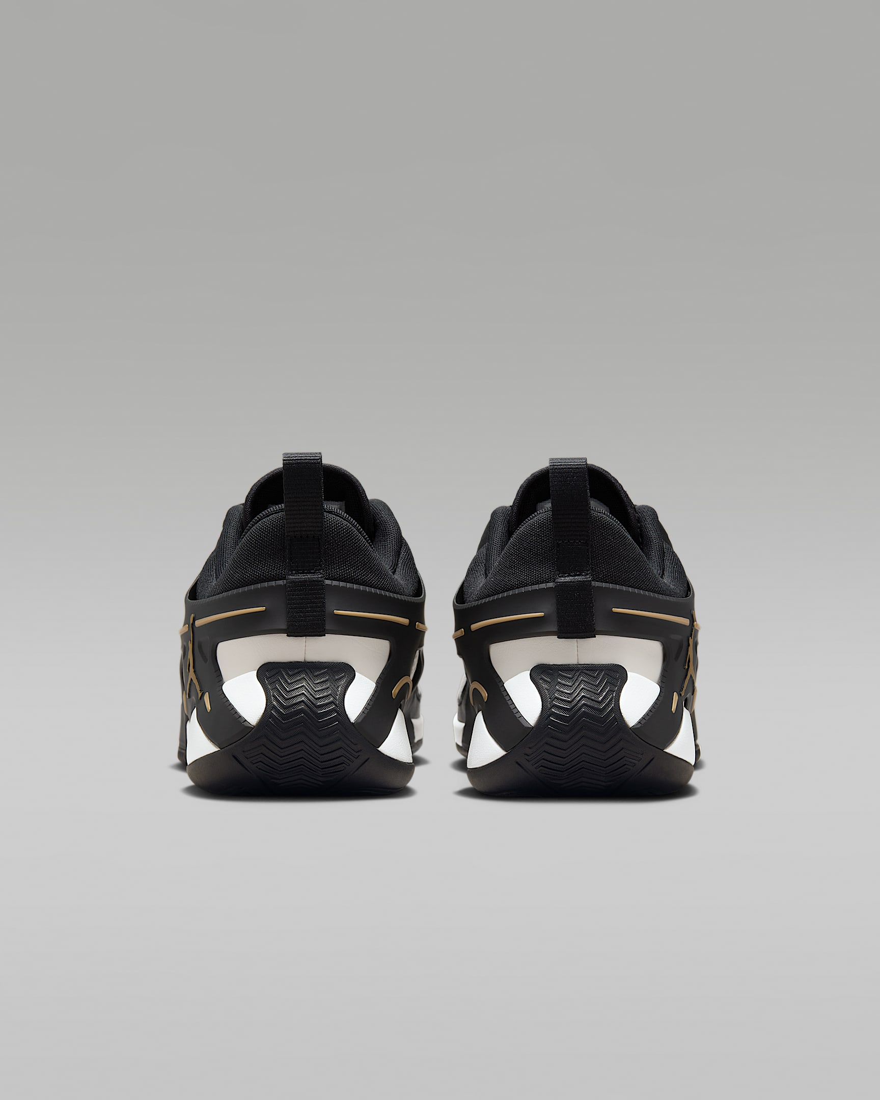 Jordan Heir 系列 PF "Classic" 籃球鞋。Nike TW