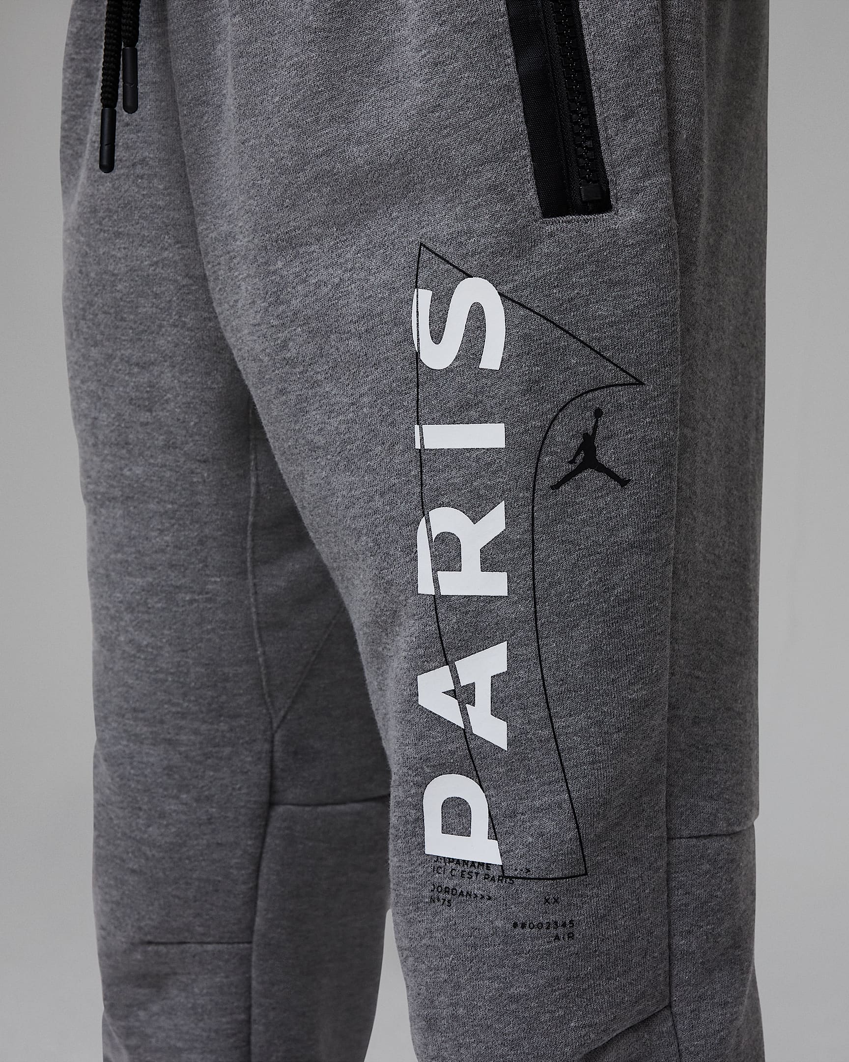 Jordan Older Kids' Paris Saint-Germain French Terry Pants. Nike SI