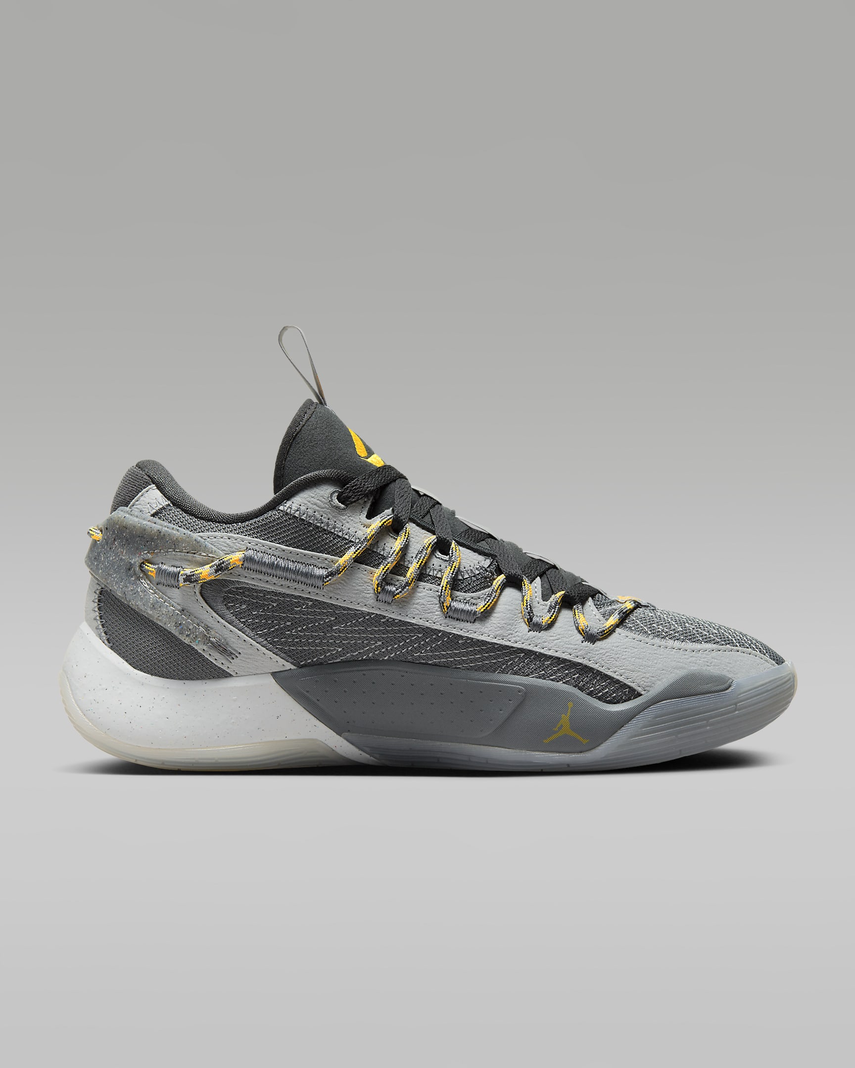 Luka 2 'Caves' basketbalschoenen. Nike NL