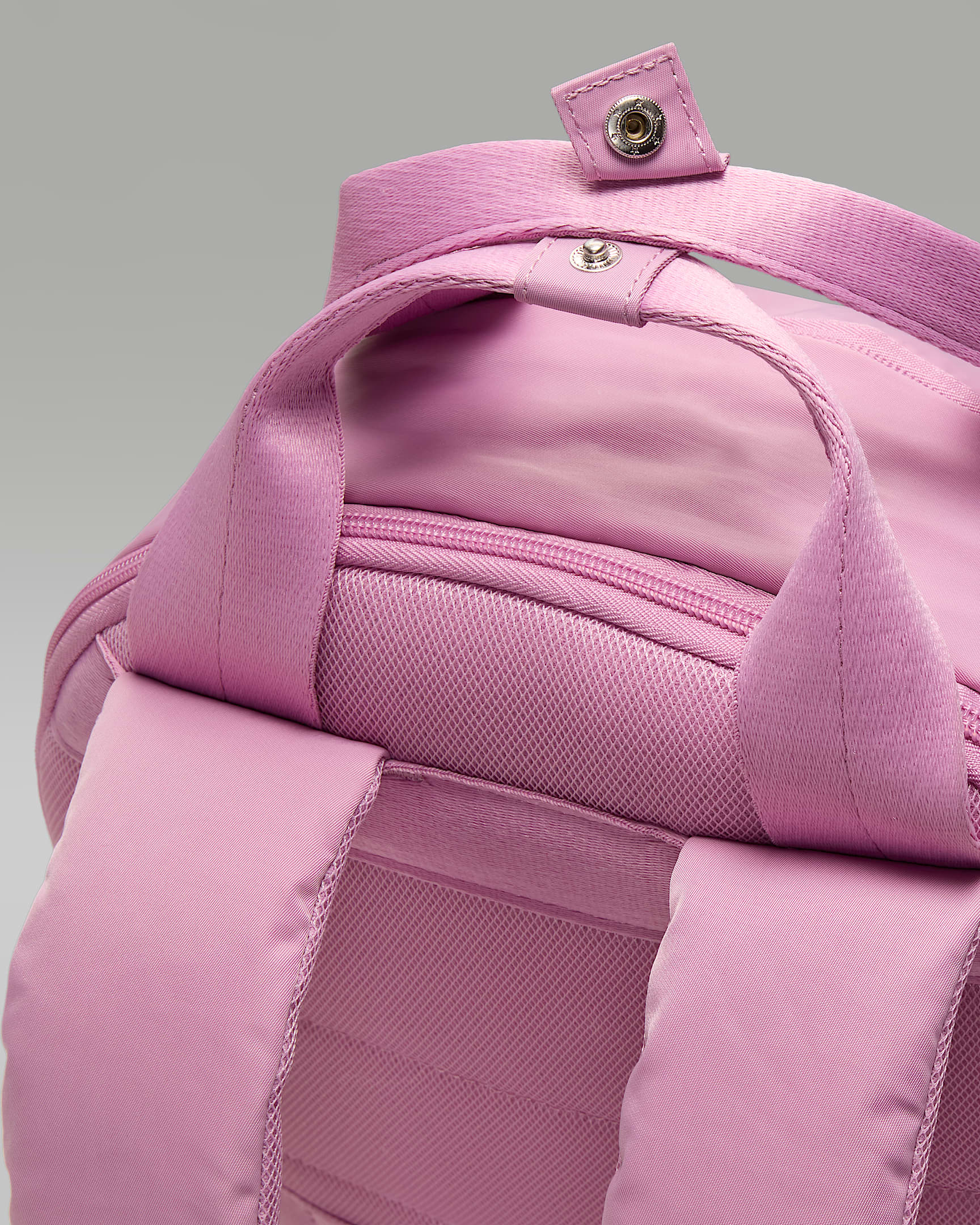 Jordan Alpha Backpack (28L). Nike UK