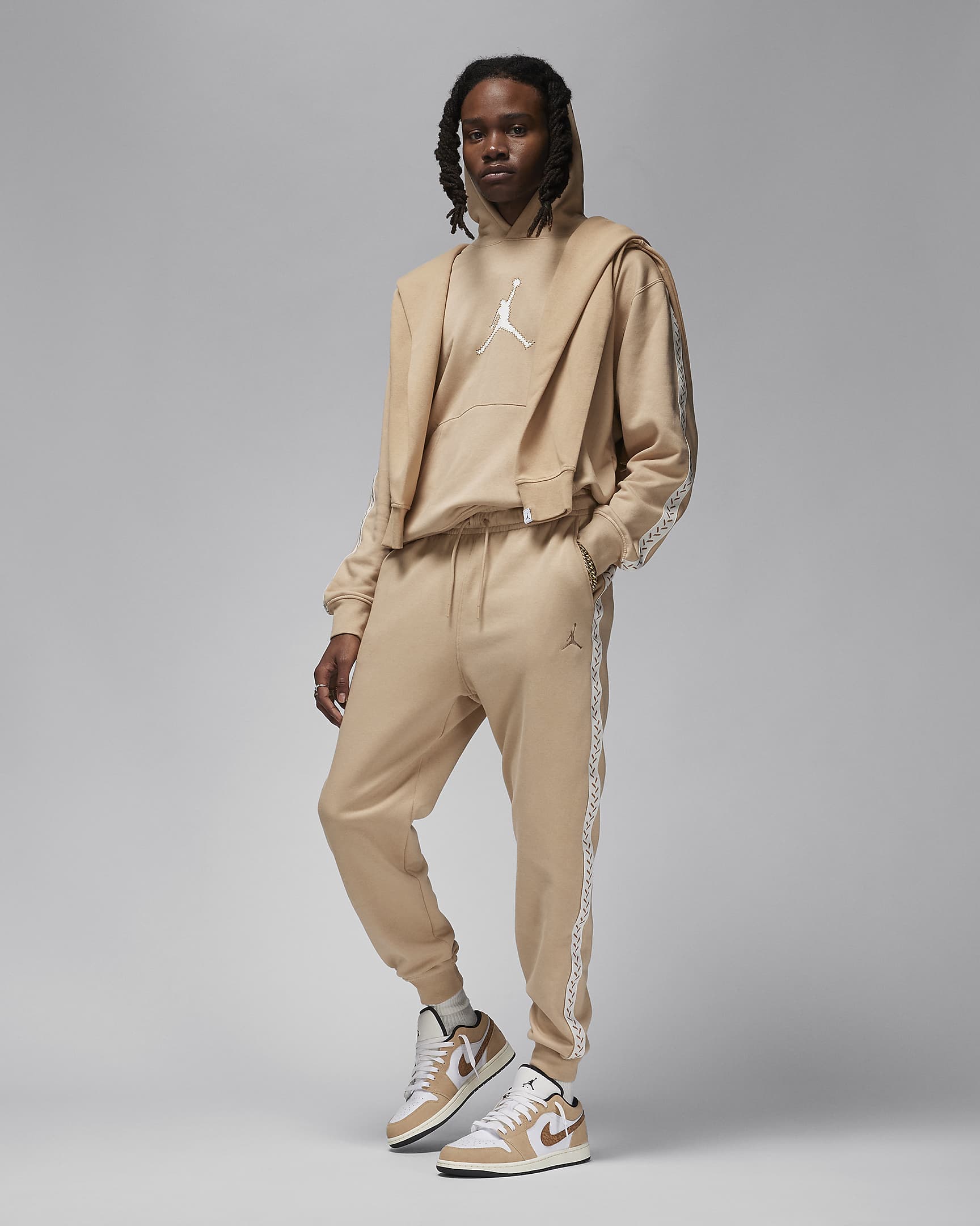 Jordan Flight MVP Men's Fleece Trousers. Nike CZ