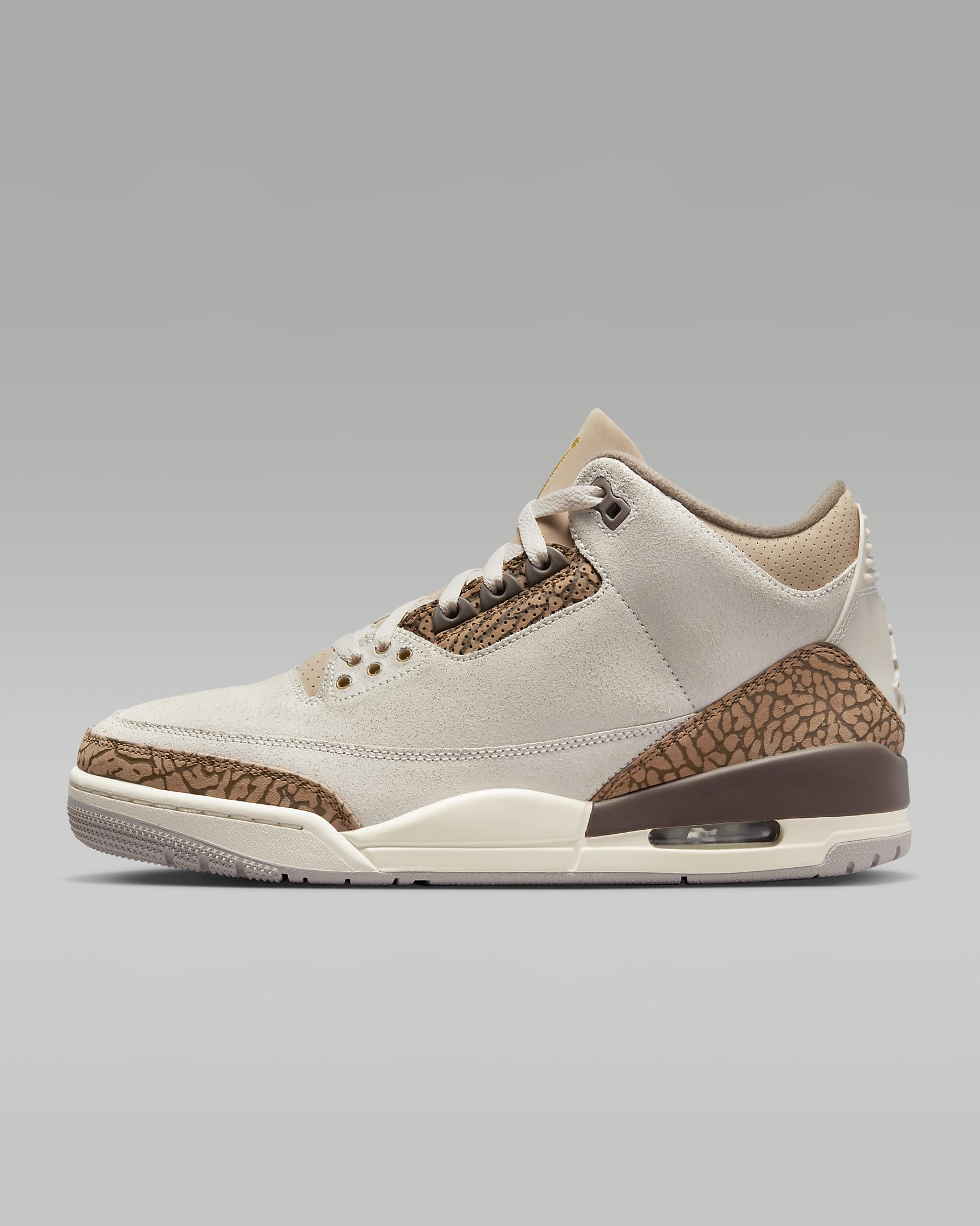 Air Jordan 3 Retro Men's Shoes. Nike PH