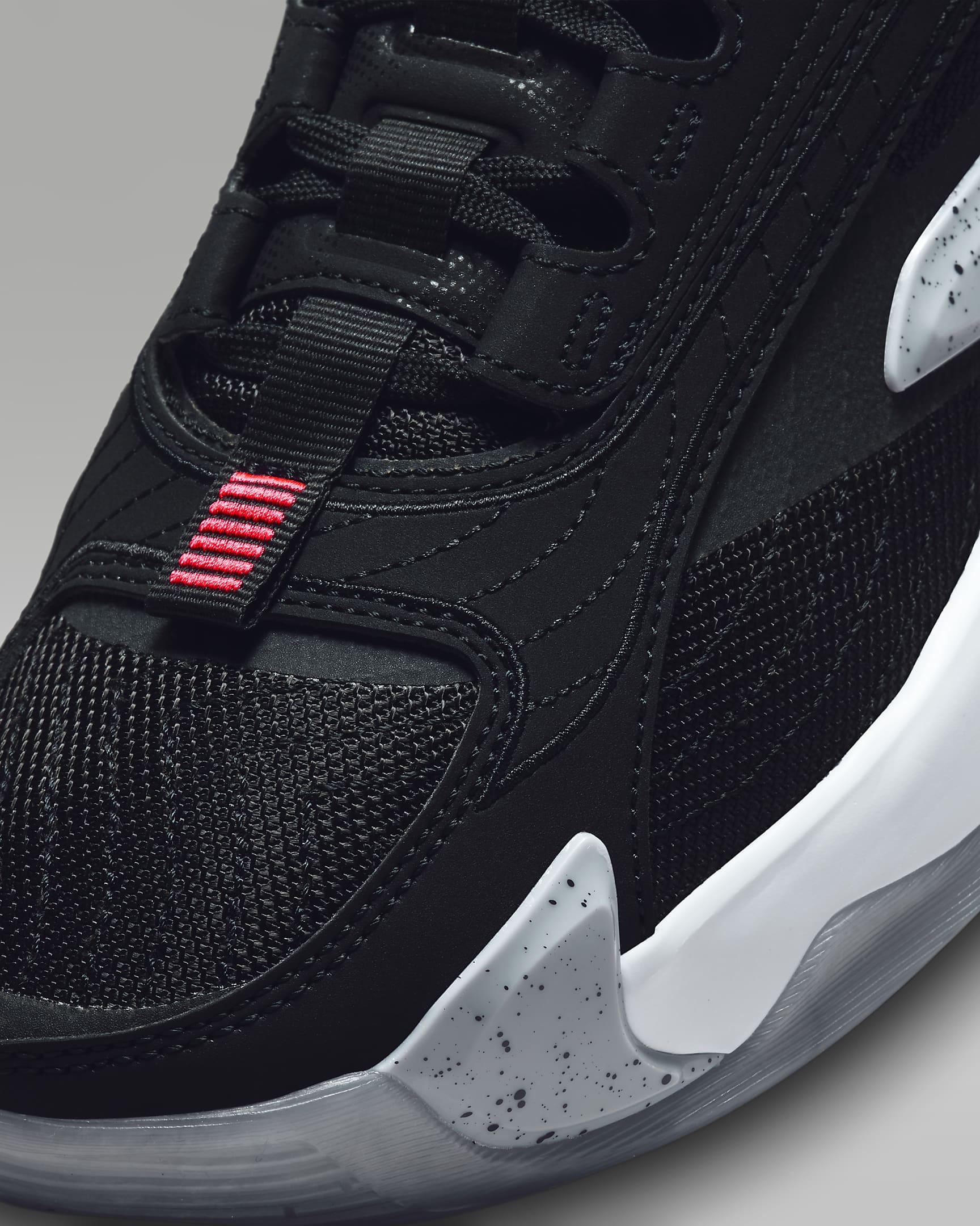 Luka 2 'Bred' Basketball Shoes. Nike AT