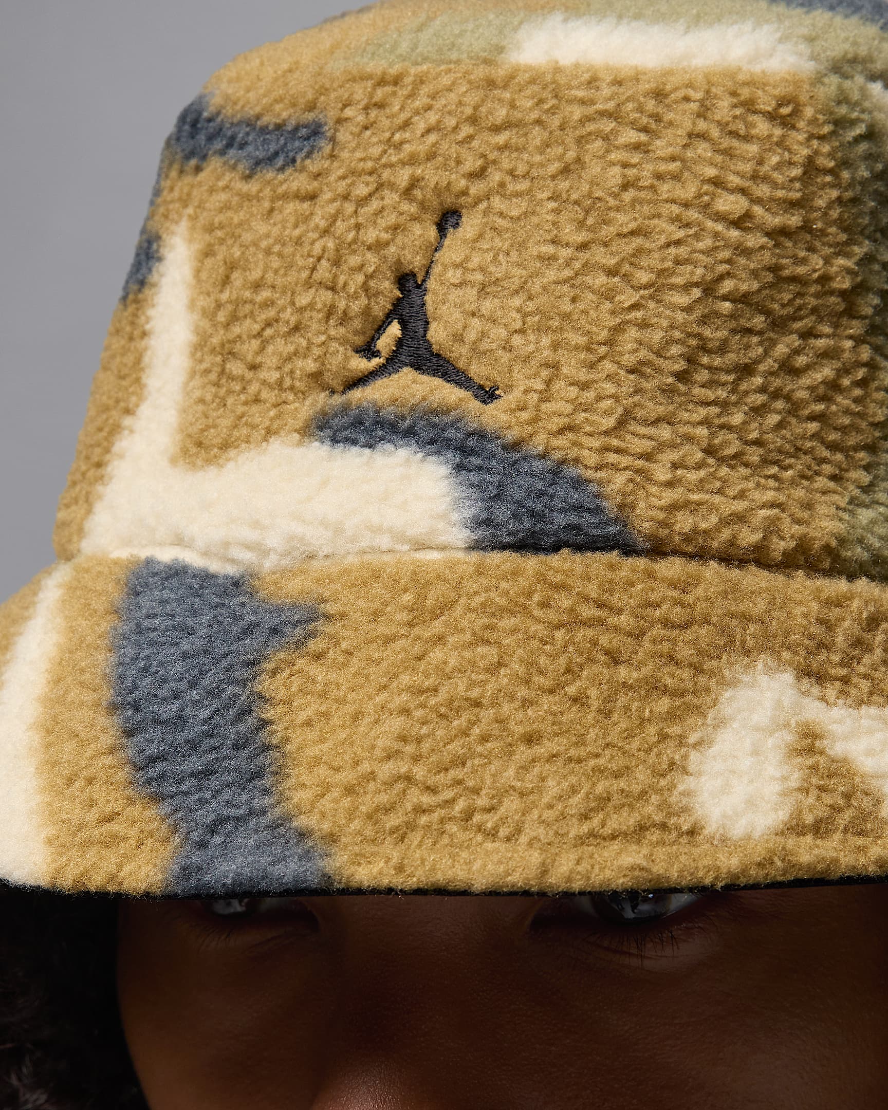 Jordan Apex Winter Bucket Hat. Nike.com