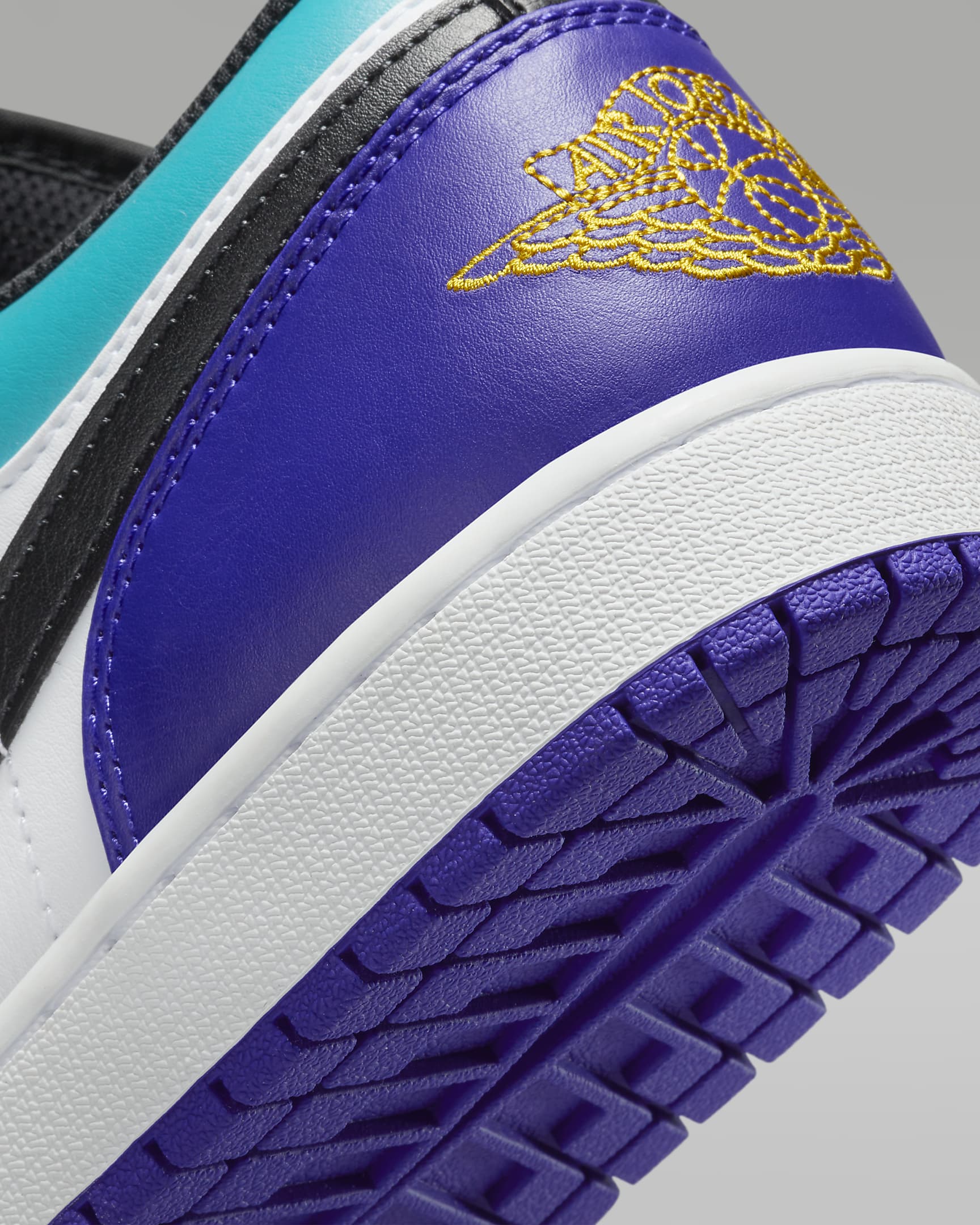 Air Jordan 1 Low Men's Shoes. Nike RO