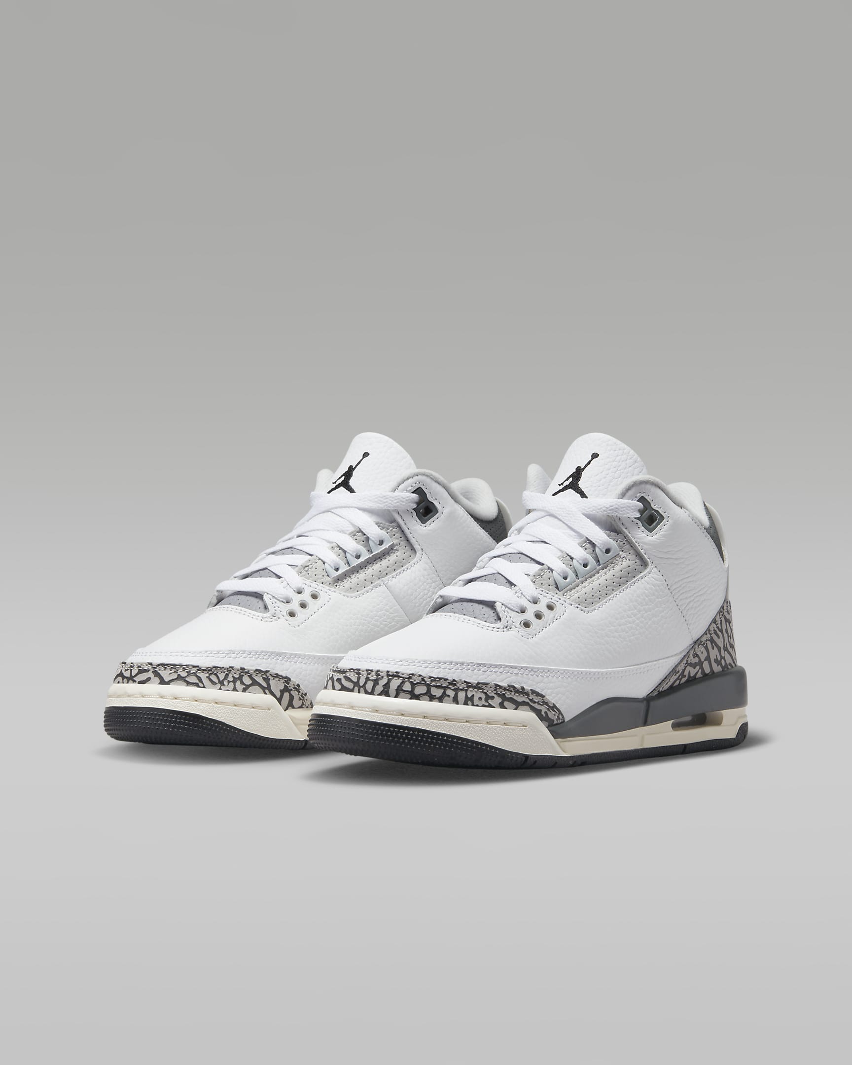 รองเท้าเด็กโต Air Jordan 3 Retro Nike TH