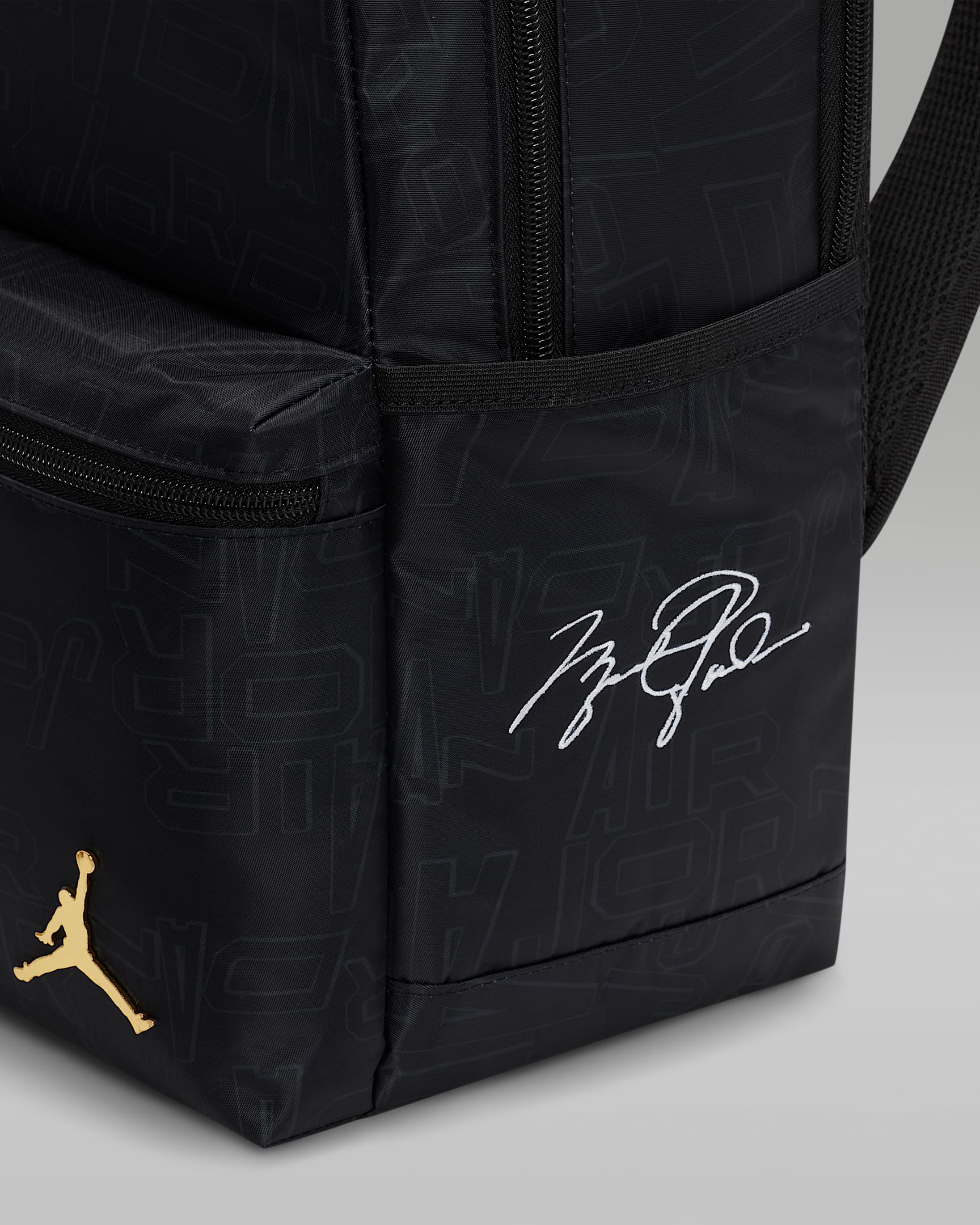 Sac à dos Jordan Black and Gold Backpack (19 L). Nike BE