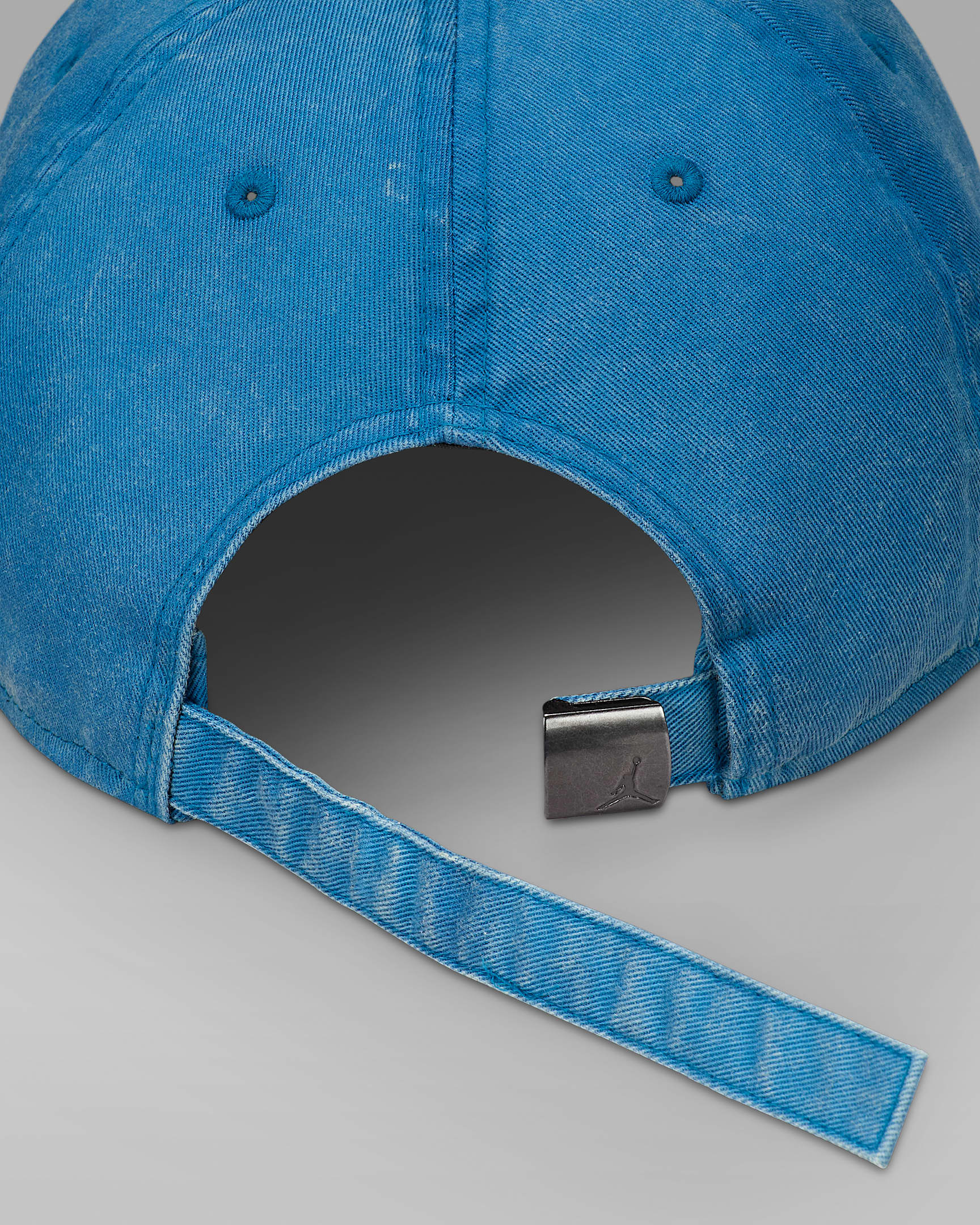 Jordan Flight Pro Unstructured 5-Panel Cap. Nike LU