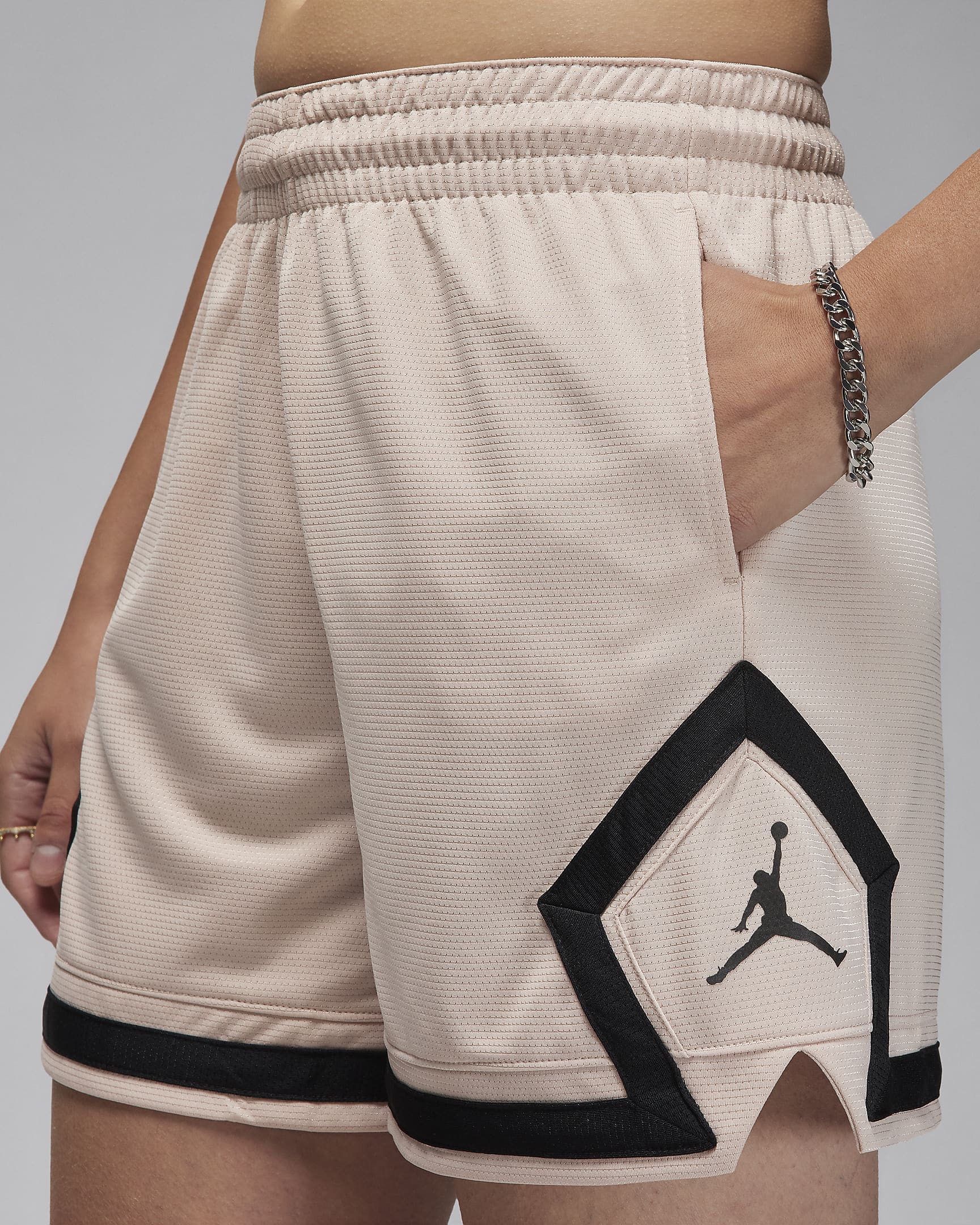 Jordan Sport Women's 10cm (approx.) Diamond Shorts. Nike ID