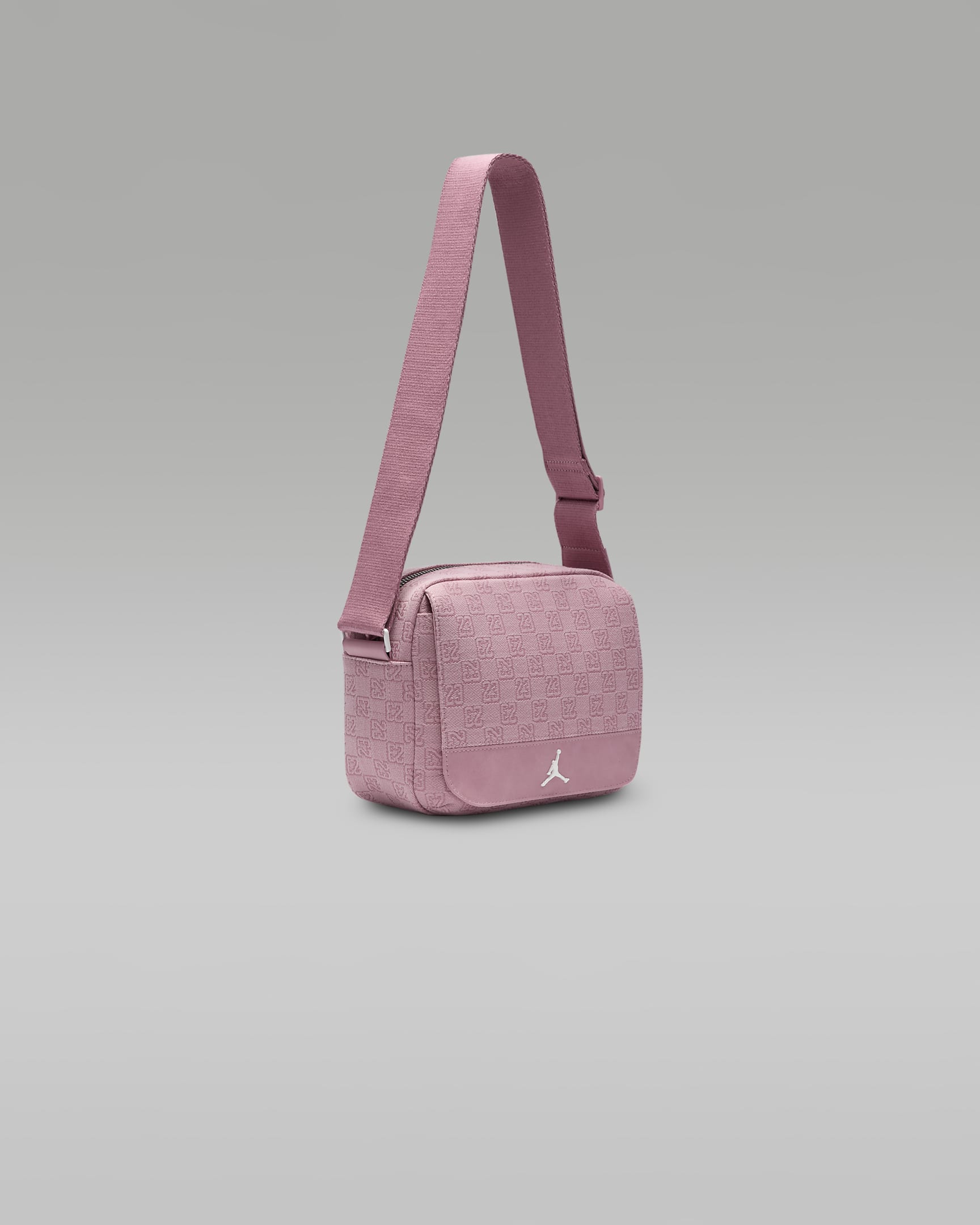 Jordan Monogram Mini Messenger Bag (3.6L). Nike.com