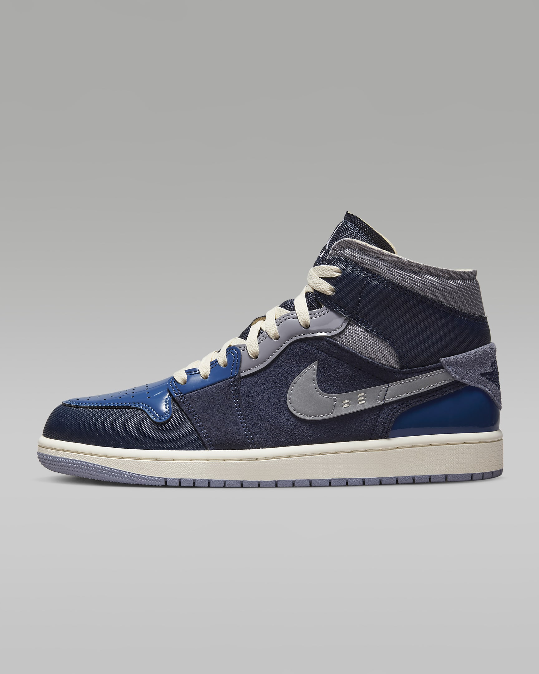 Air Jordan 1 Mid SE Craft Men's Shoes. Nike IN